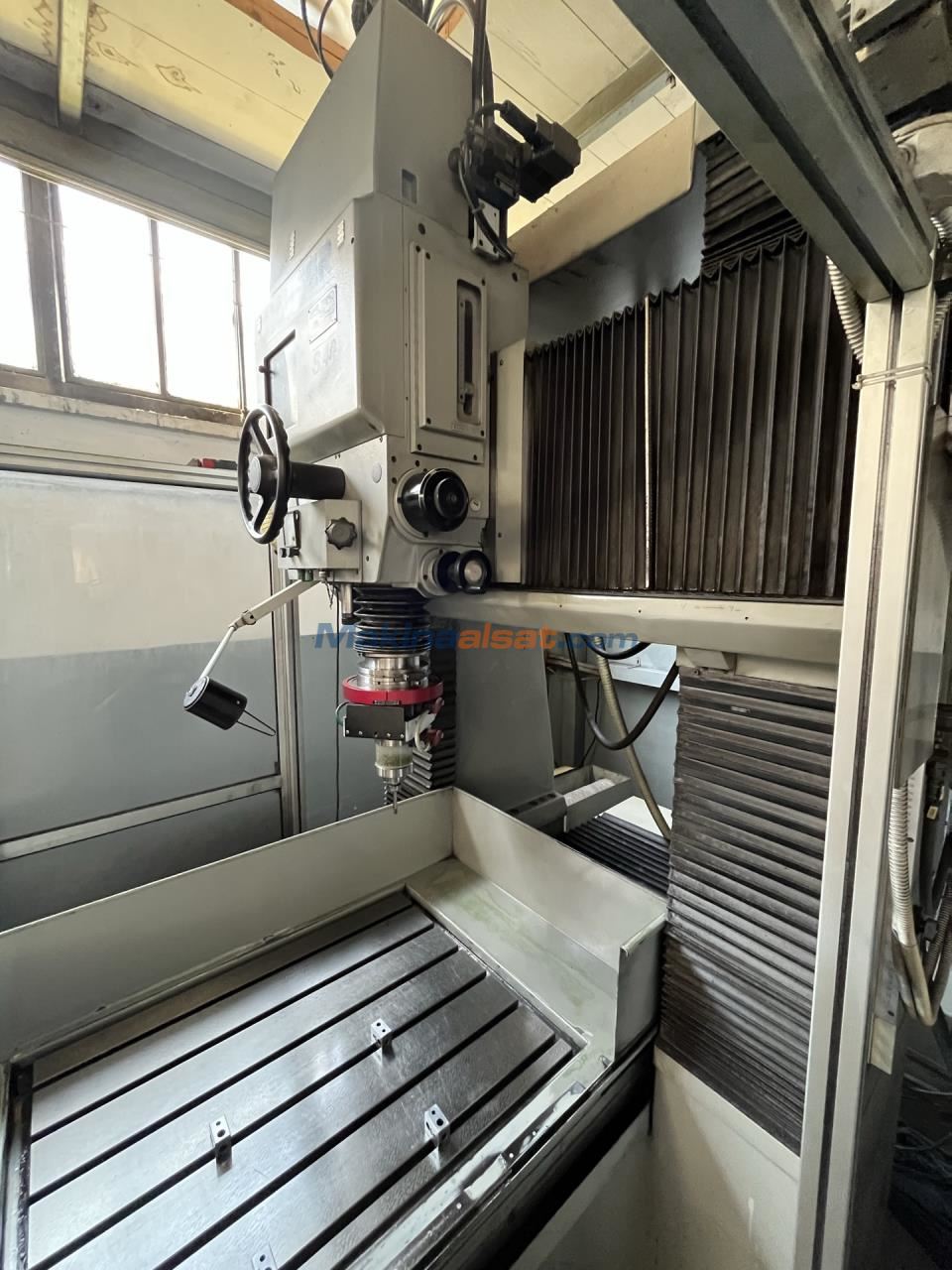 Satılık ikinci el HAUSER S 40 CNC 400 Diğer Taşlamalar Diğer Taşlamalar ...