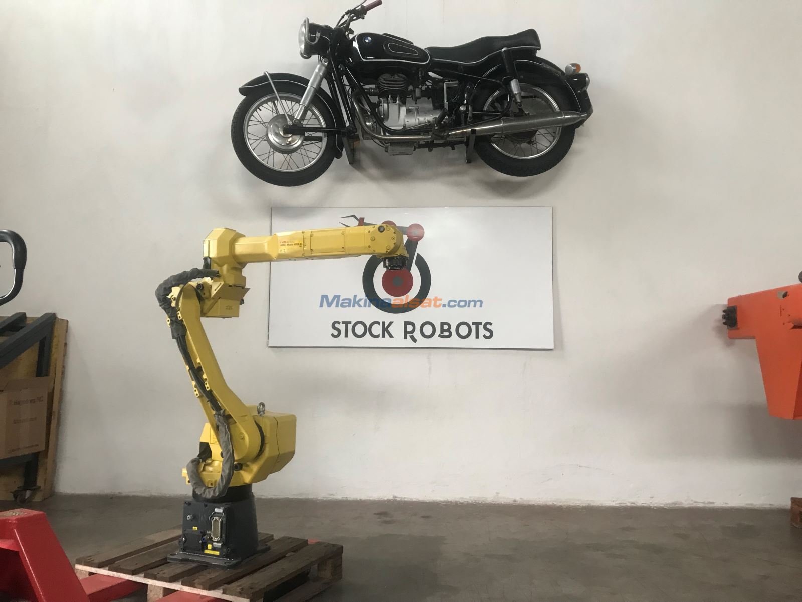 FANUC ARCMATE 100iC/6L Robot Used Robots machine for sale