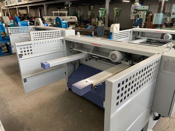 SAYMAK SRGM-H 1560 x 3mm NC DAYAMA REDİKTÖRLÜ GİYOTİN MAKAS Used ...