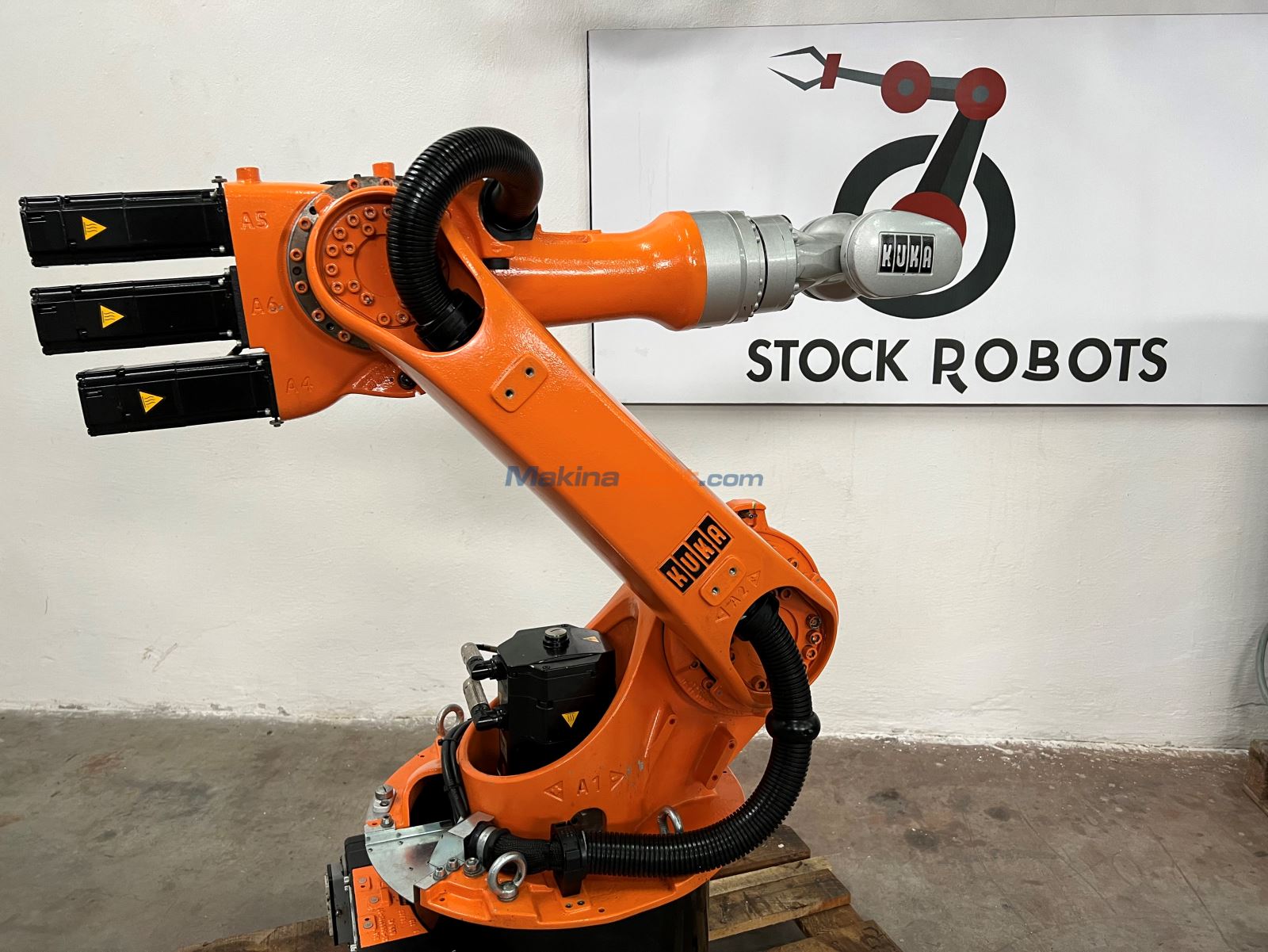 KUKA KR16-F KRC2 ED05 Robot Used Robots machine for sale