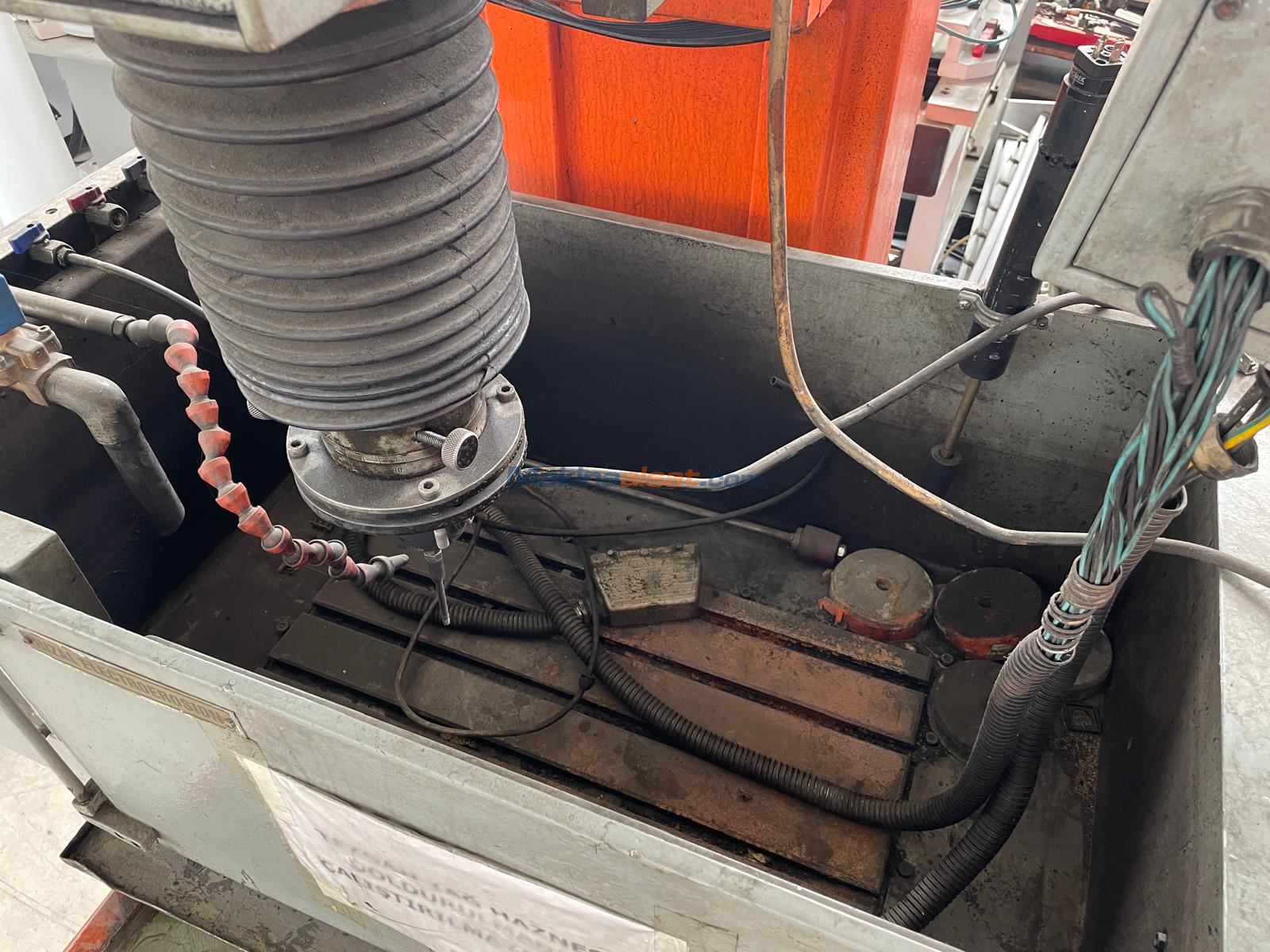 Satılık ikinci el HIZAL EDM-02 DALMA EROZYON Dalma Erozyon makinesi