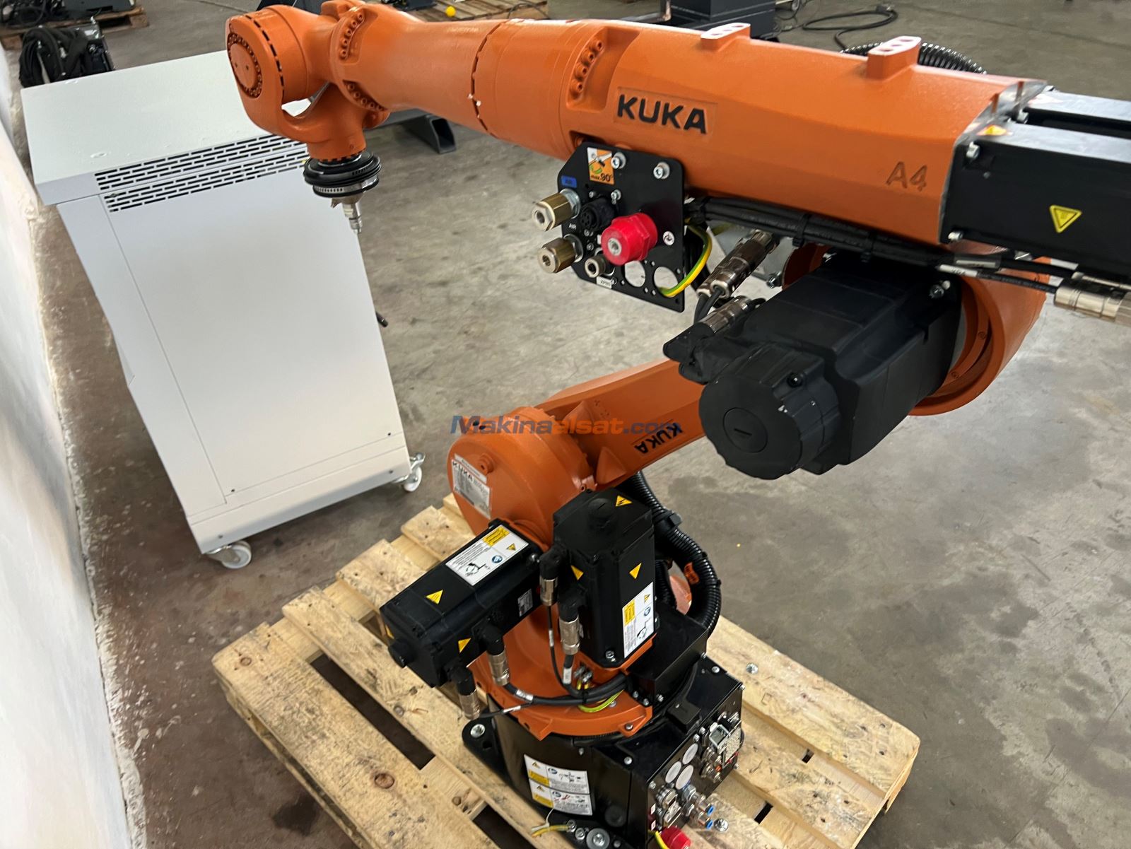 KUKA KR20R1820 KRC4 Robot Used Robots machine for sale