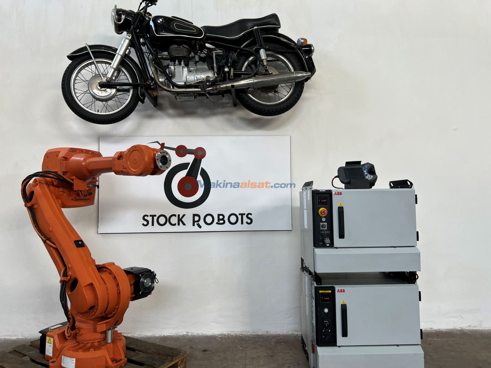 Satılık ikinci el ABB IRB 4600-60/2.05 M2004 IRC5 Robot Kol / Robotlar ...