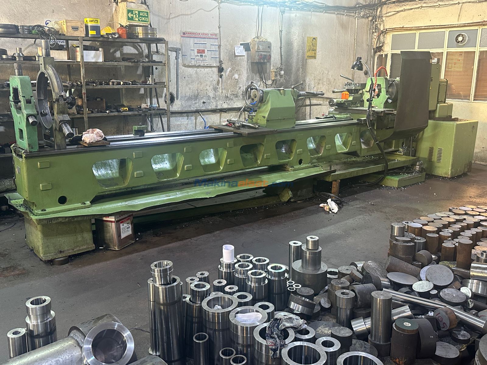 TN 71-4 Metre İran Tos Torna Used Centre Lathe machine for sale