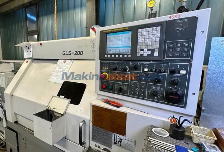 Satılık ikinci el GOODWAY GLS-200 CNC TORNA CNC Torna makinesi