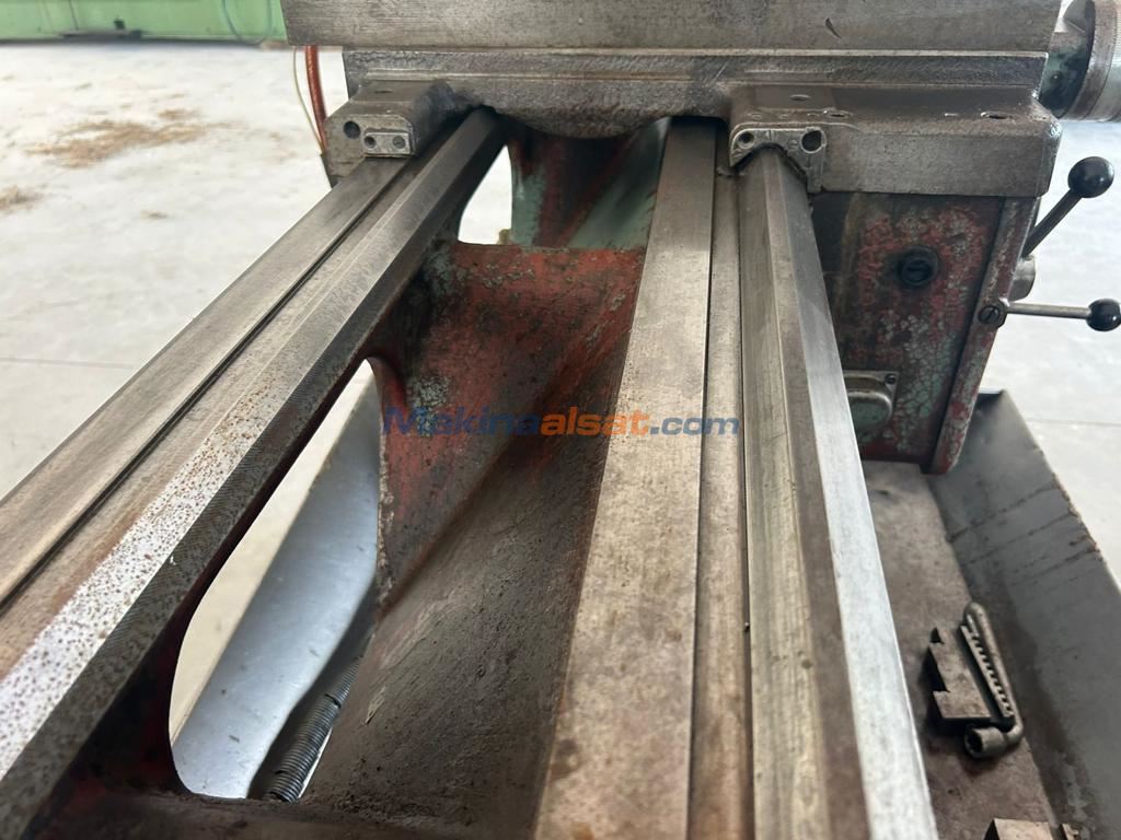 TOS SN50 1 METRE TORNA Used Centre Lathe machine for sale