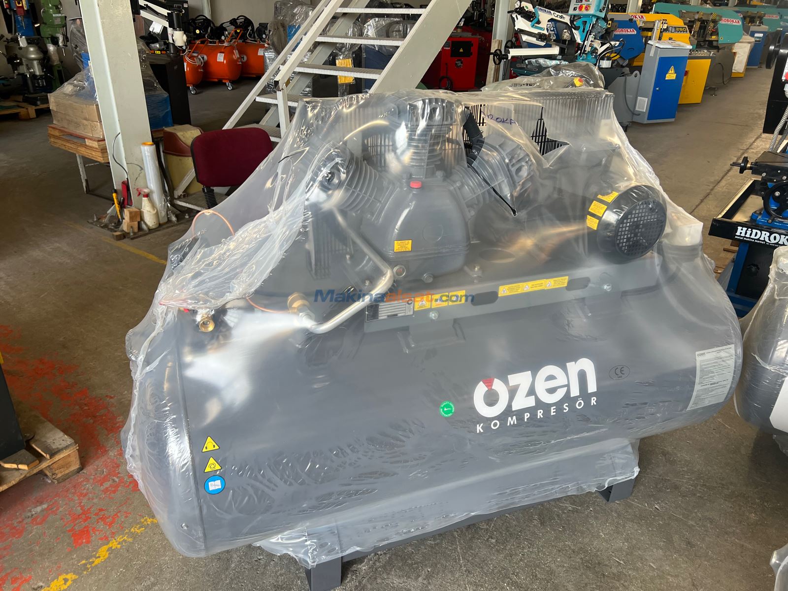 ÖZEN 3 KAFA 7.5 HP SIFIR ÜRÜN 500 LİTRE PİSTONLU KOMPRESÖR Used Air ...