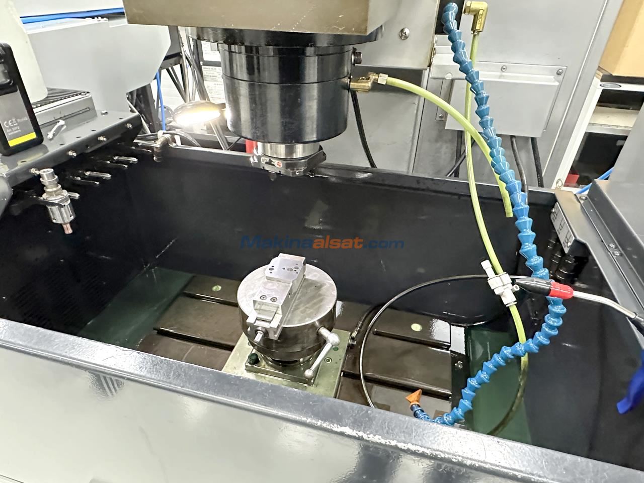 Satılık ikinci el SODICK AM3L Dalma Erozyon Dalma Erozyon makinesi