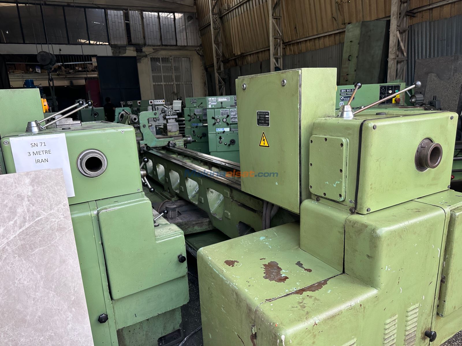 Satılık ikinci el SN 71-4 Metre İran Tos Torna Universal Torna makinesi