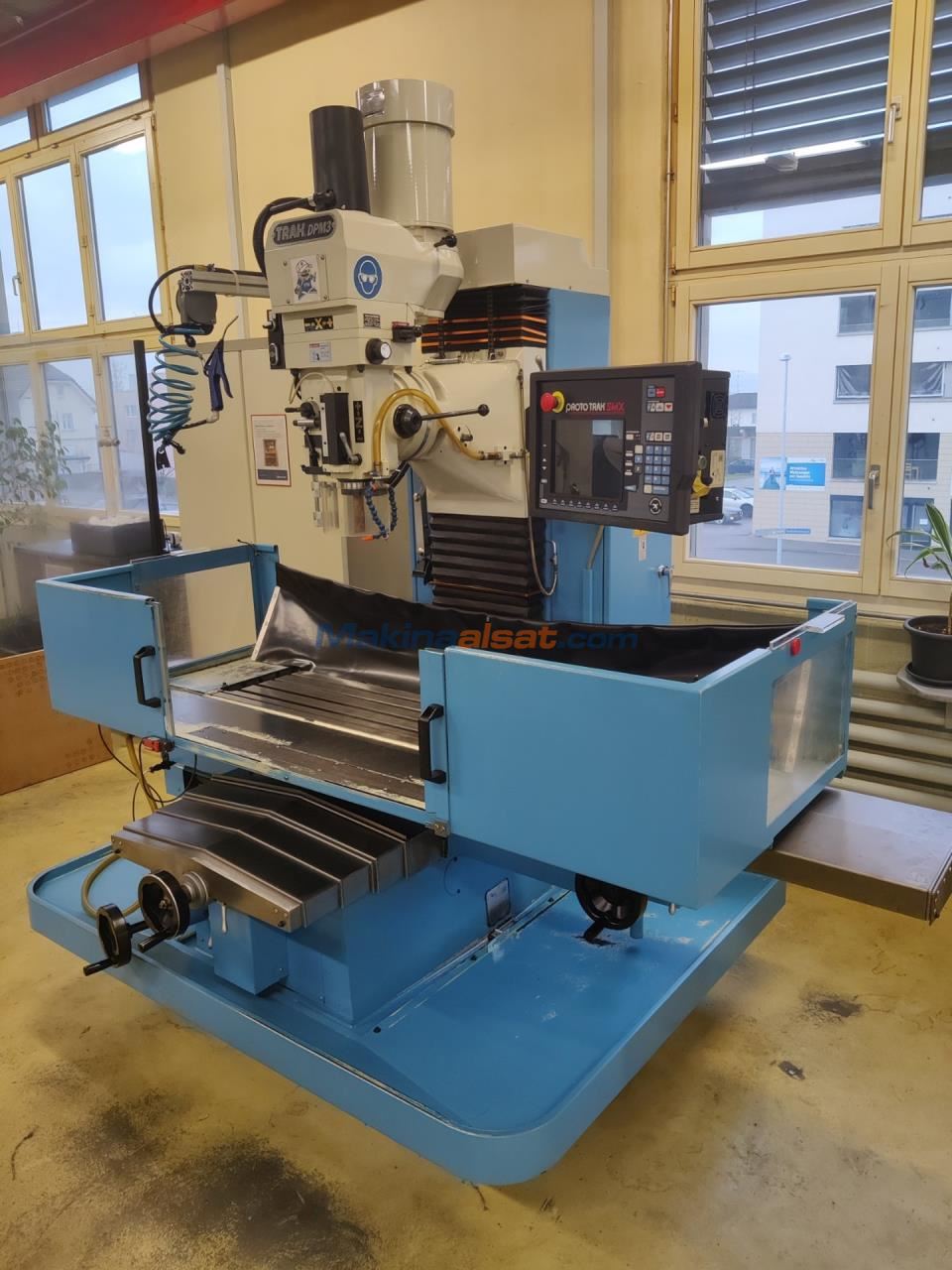 Satılık ikinci el TRAK DPM 1300 CNC Freze CNC Freze makinesi