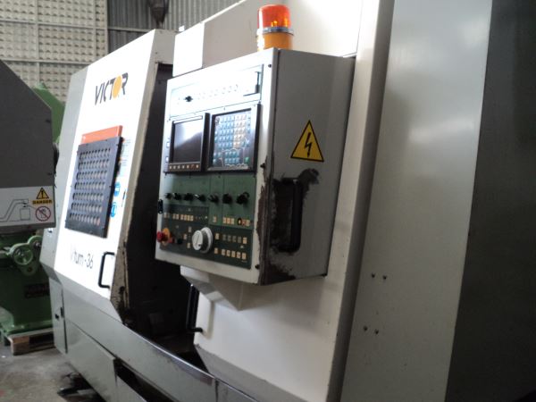 Satılık ikinci el 1996 Model Victor V-Turn 36 CNC Torna CNC Torna makinesi