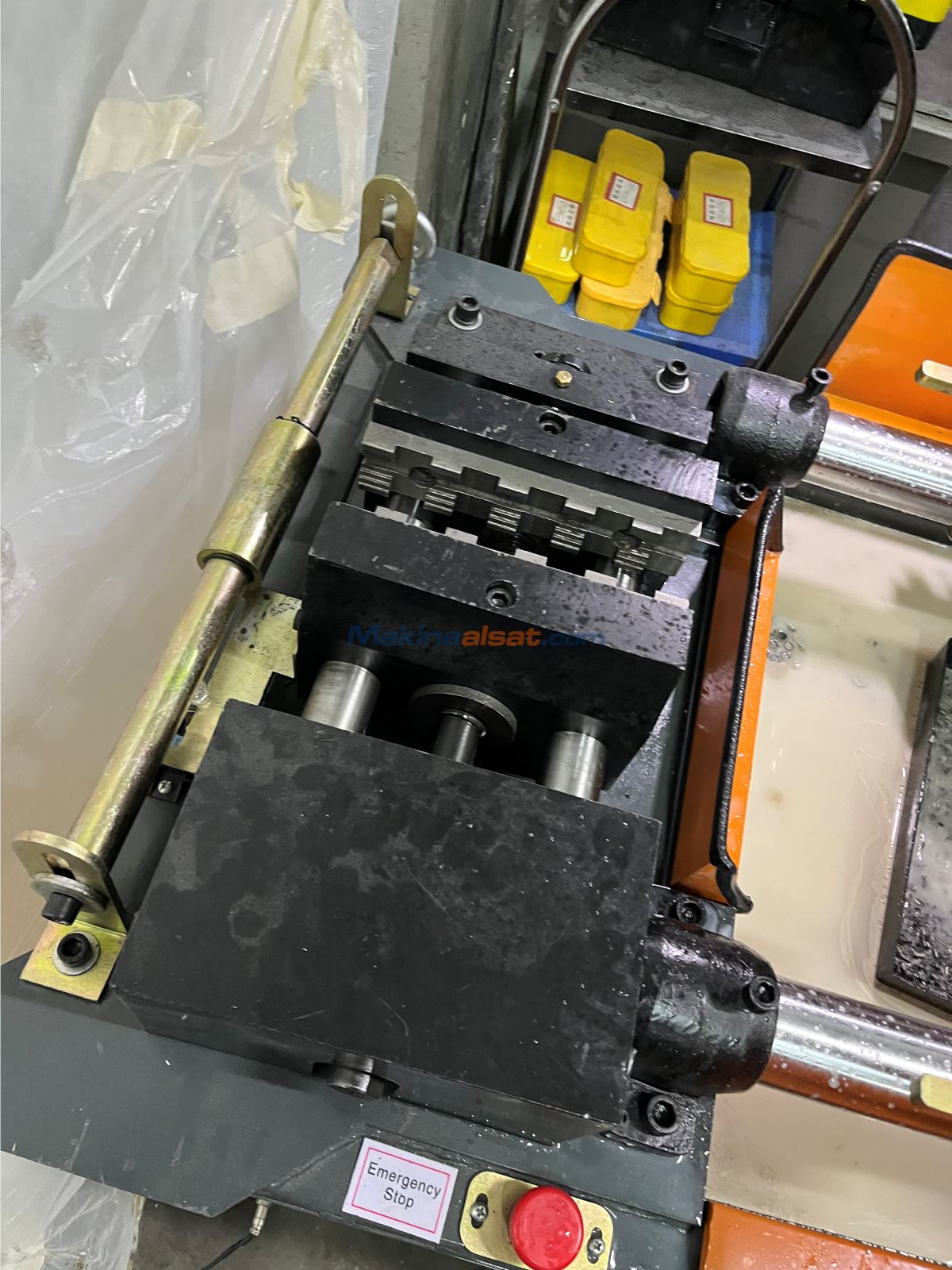 Satılık ikinci el NERVÜRLÜ DEMİRİ TORNALAMA VE DİŞ AÇMA Diğer Makinalar ...