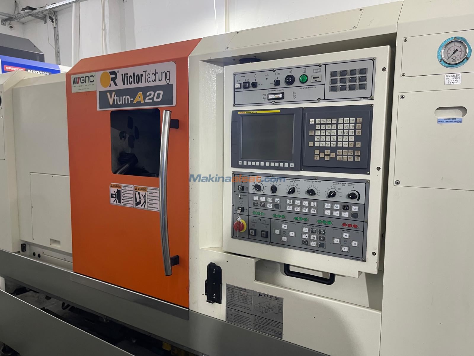 Satılık ikinci el VİCTOR A20 C EKSENLİ CNC TORNA CNC Torna makinesi