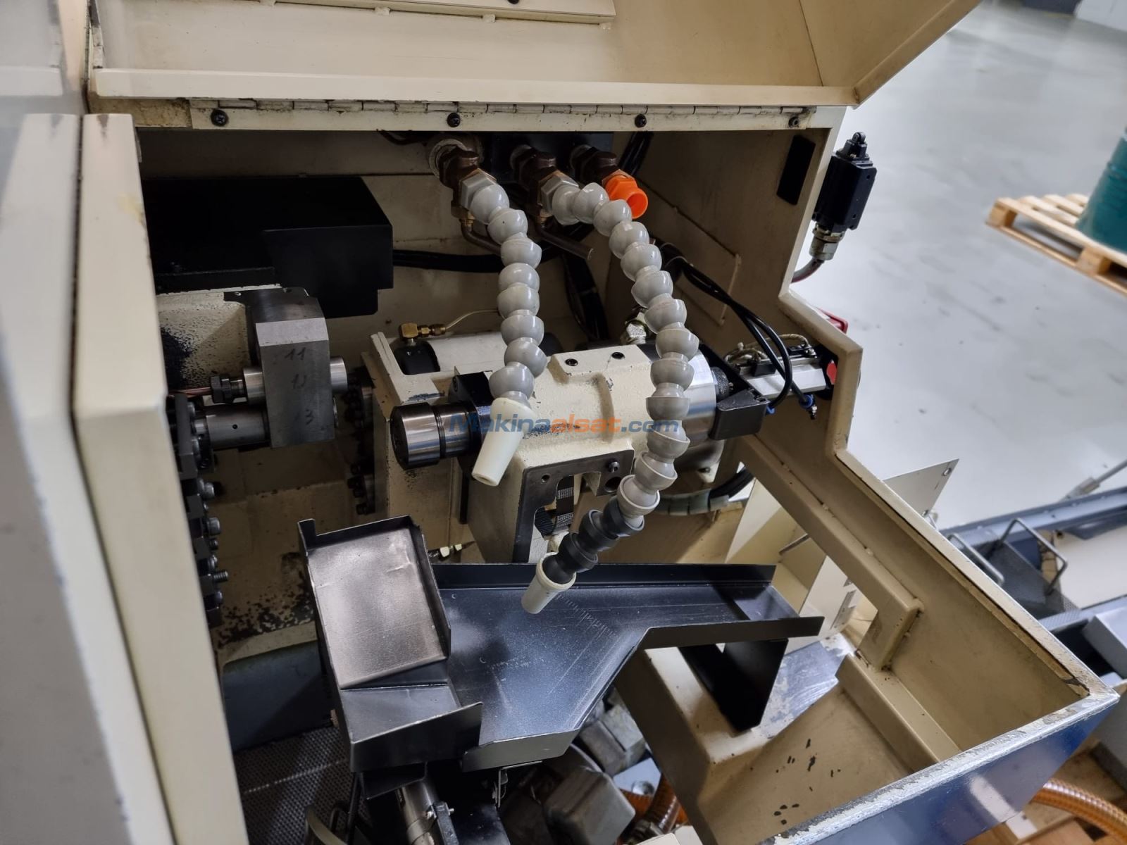 Satılık ikinci el NEXTURN BO12 SWISS TURN LEADER , 5 eksenli C + Y / 12 ...