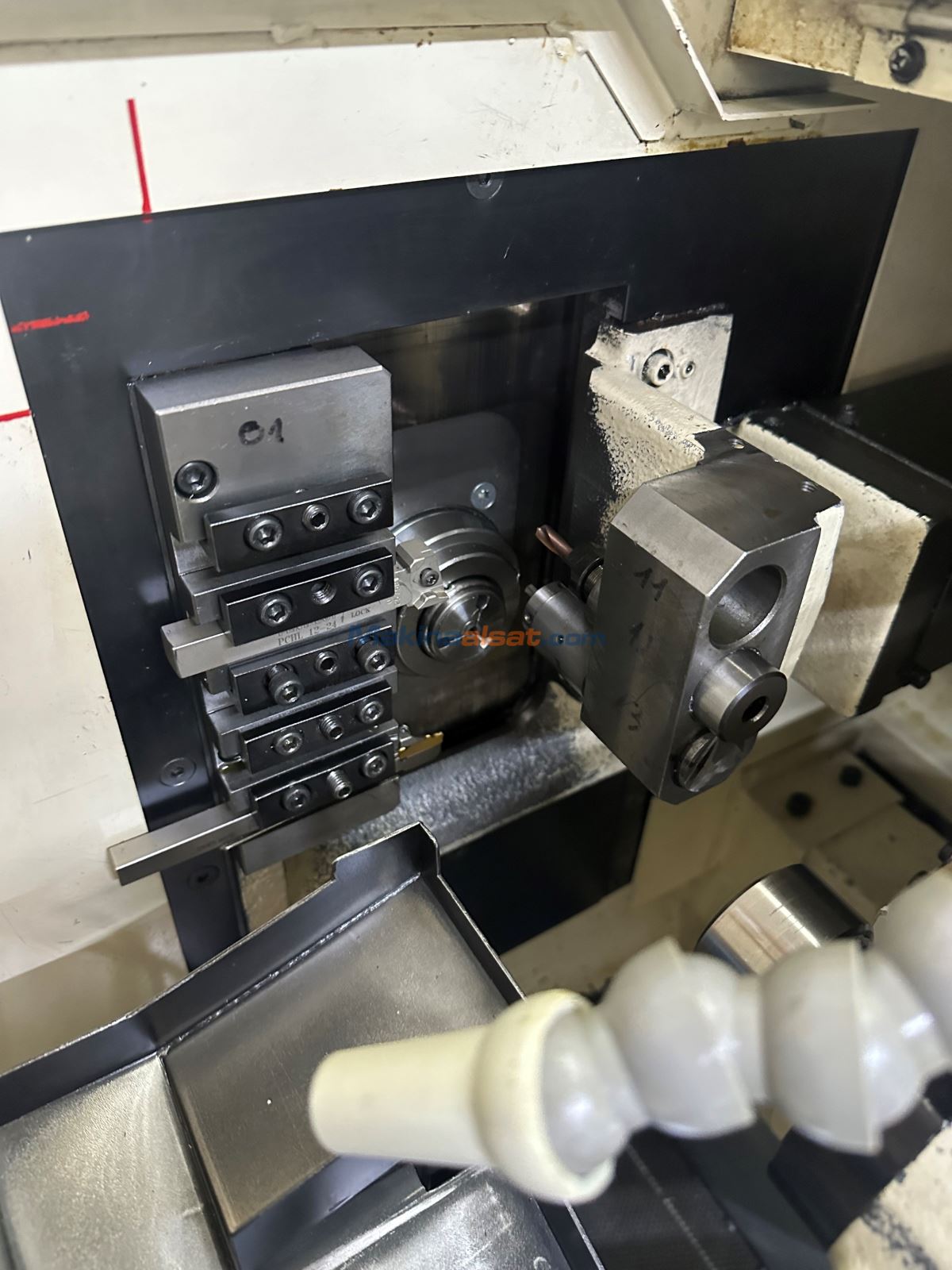 Satılık ikinci el NEXTURN BO12 SWISS TURN LEADER , 5 eksenli C + Y / 12 ...