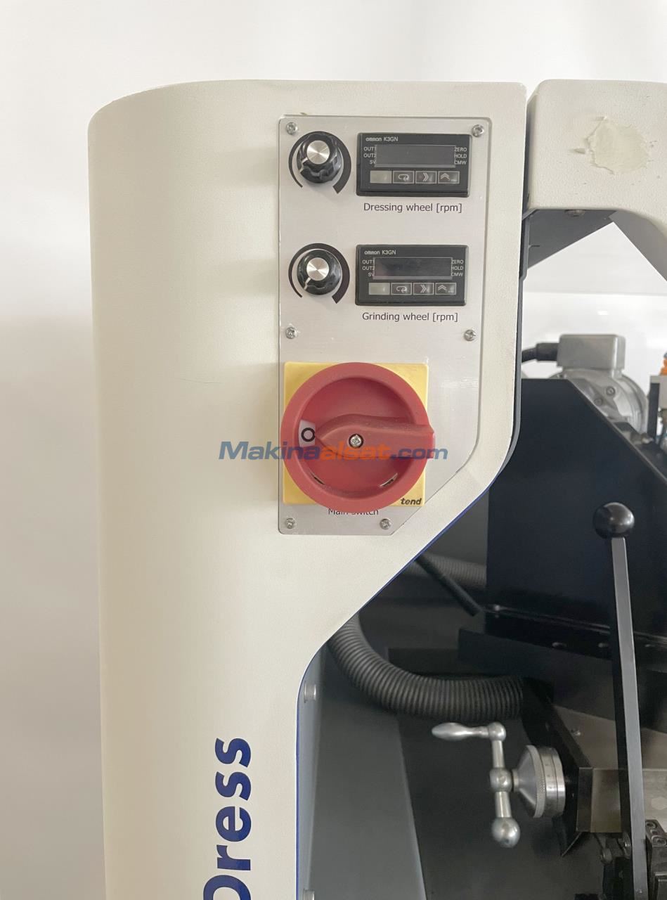 Satılık ikinci el STRAUSAK W-Dress Diğer Taşlamalar makinesi