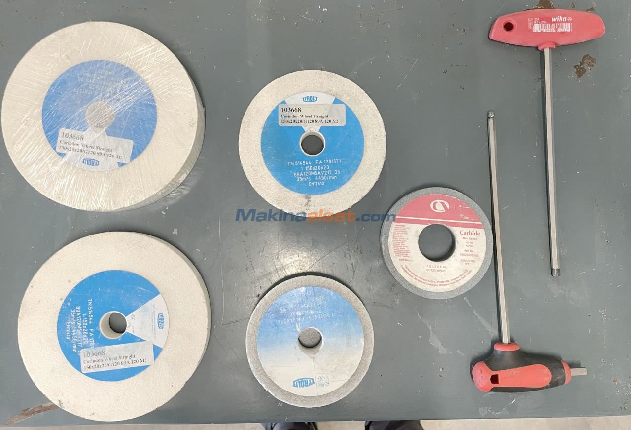 Satılık ikinci el STRAUSAK W-Dress Diğer Taşlamalar makinesi