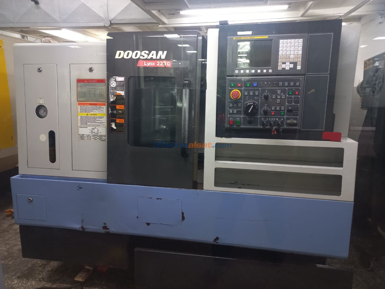 Satılık ikinci el DOOSAN LYNX 220G 2012 MODEL 6 INCH CNC TORNA CNC Torna makinesi