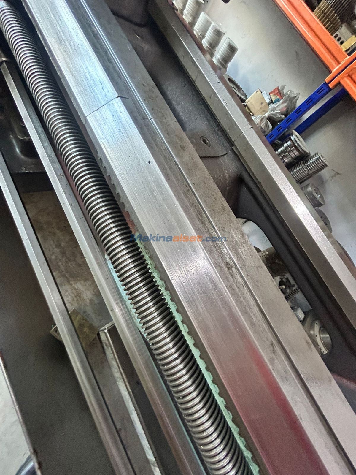 Satılık ikinci el TOS SN40 1.5 METRE TORNA Universal Torna makinesi