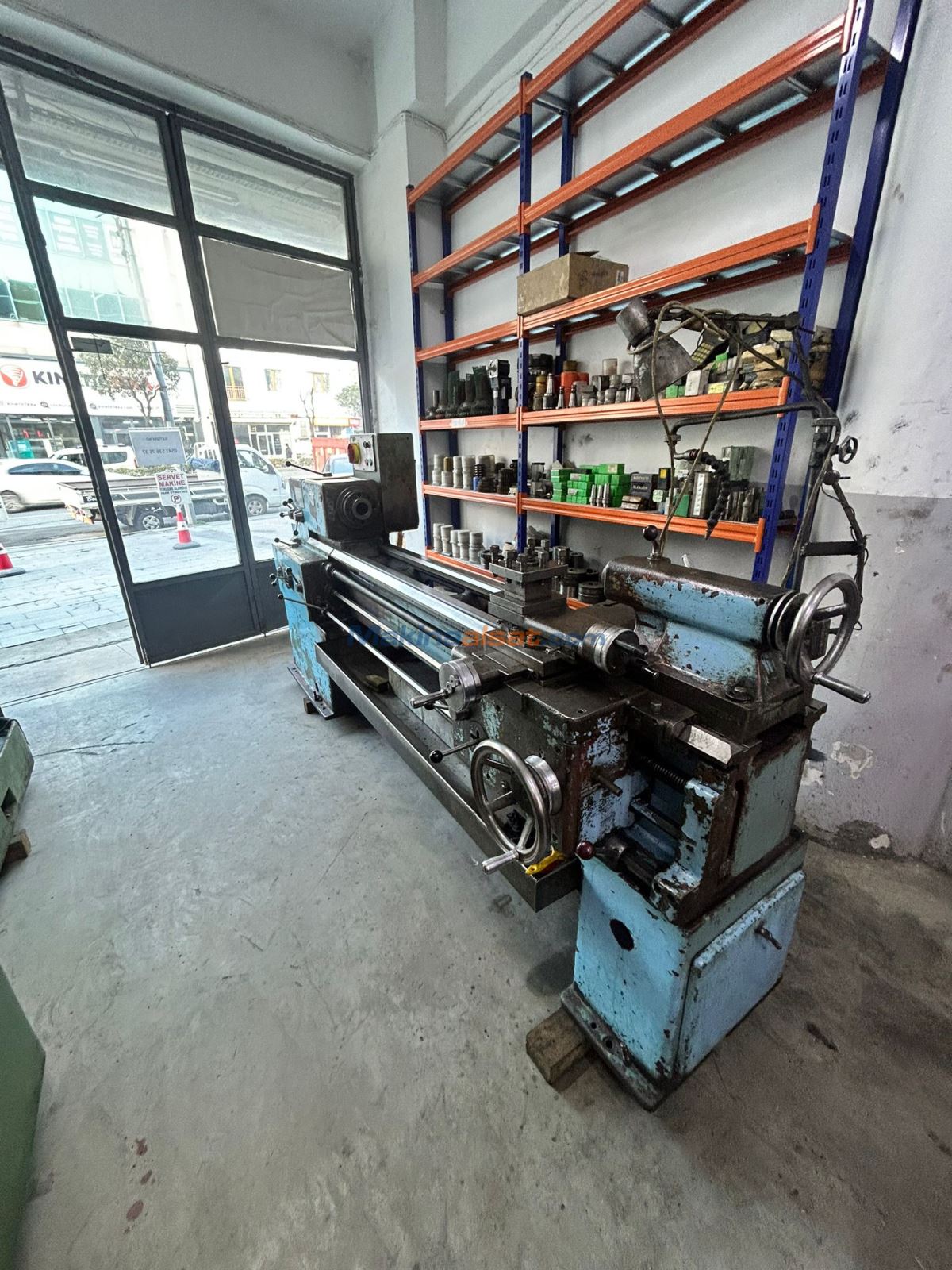 Satılık ikinci el TOS SN40 1.5 METRE TORNA Universal Torna makinesi