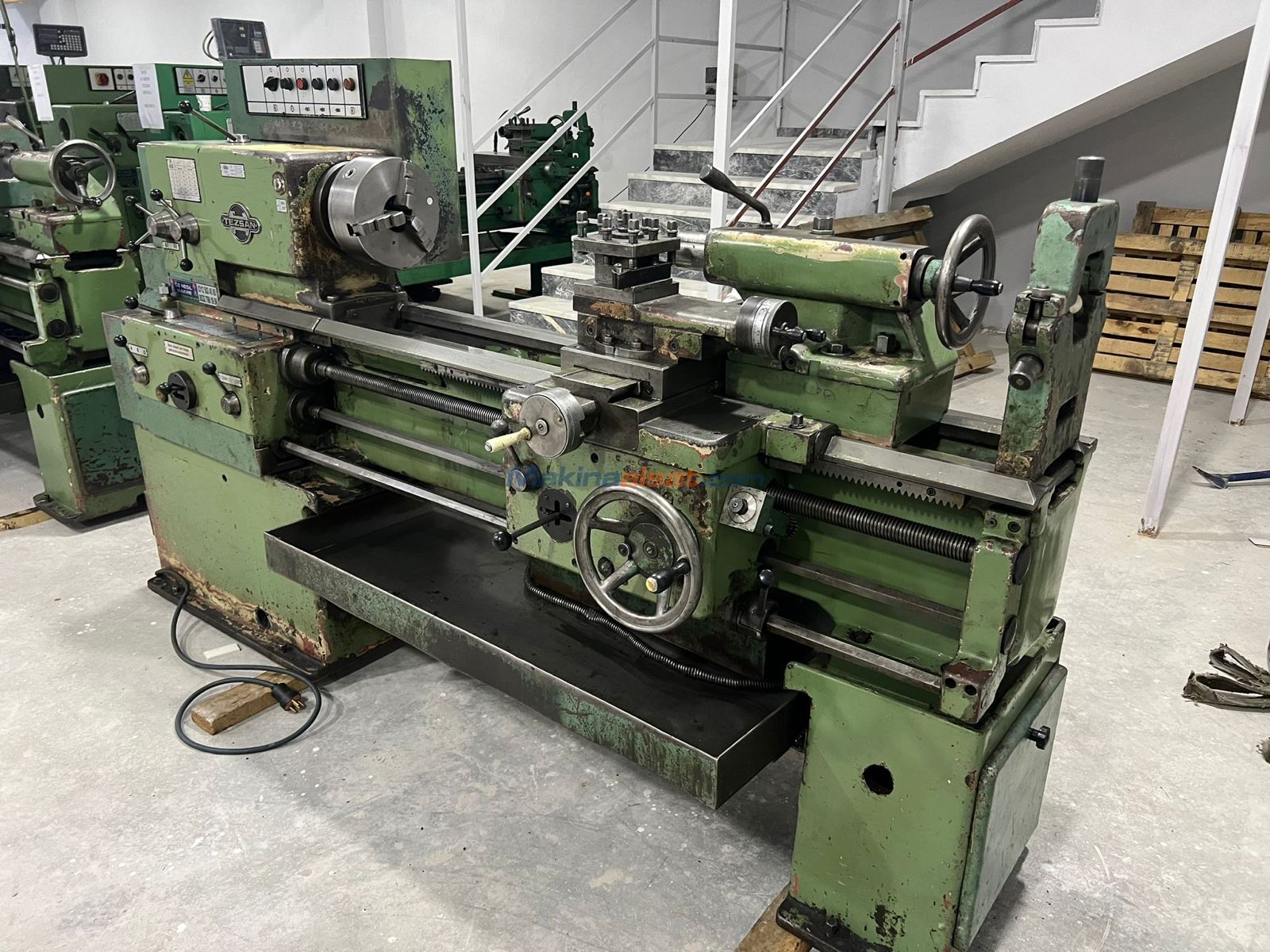 SN 50 Tezsan 1 Metre Torna Used Centre Lathe machine for sale