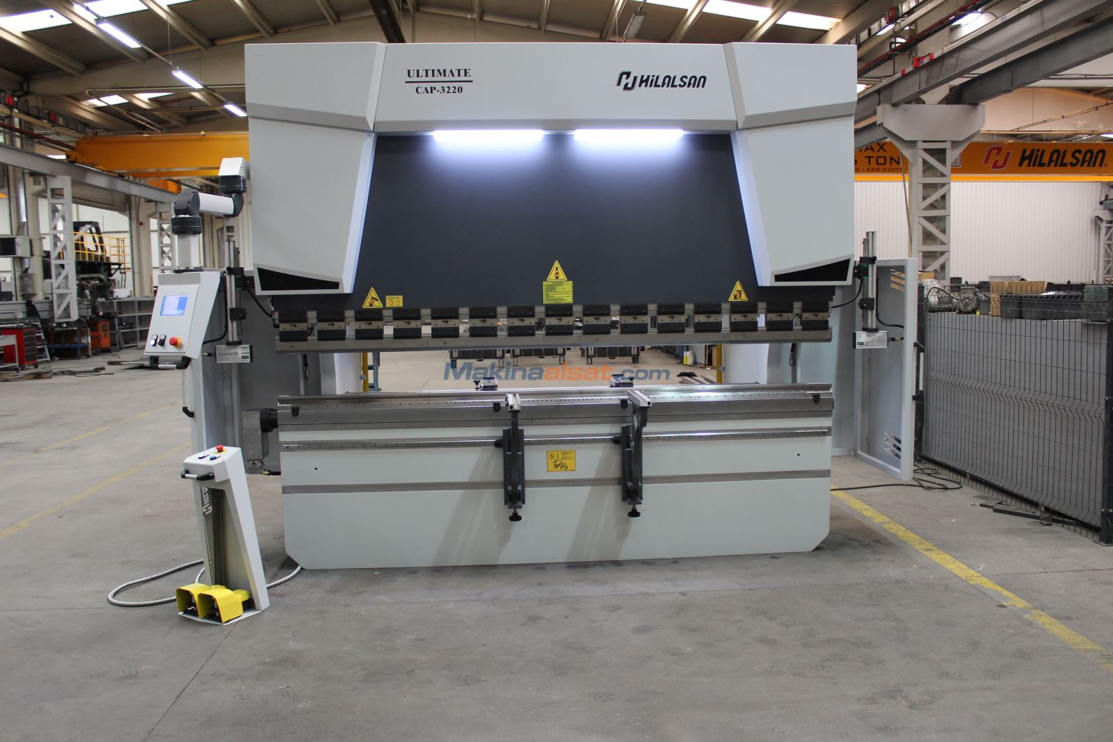 Satılık ikinci el HİLALSAN 3 METRE 220 TON CNC ABKANT PRES Abkant Pres ...