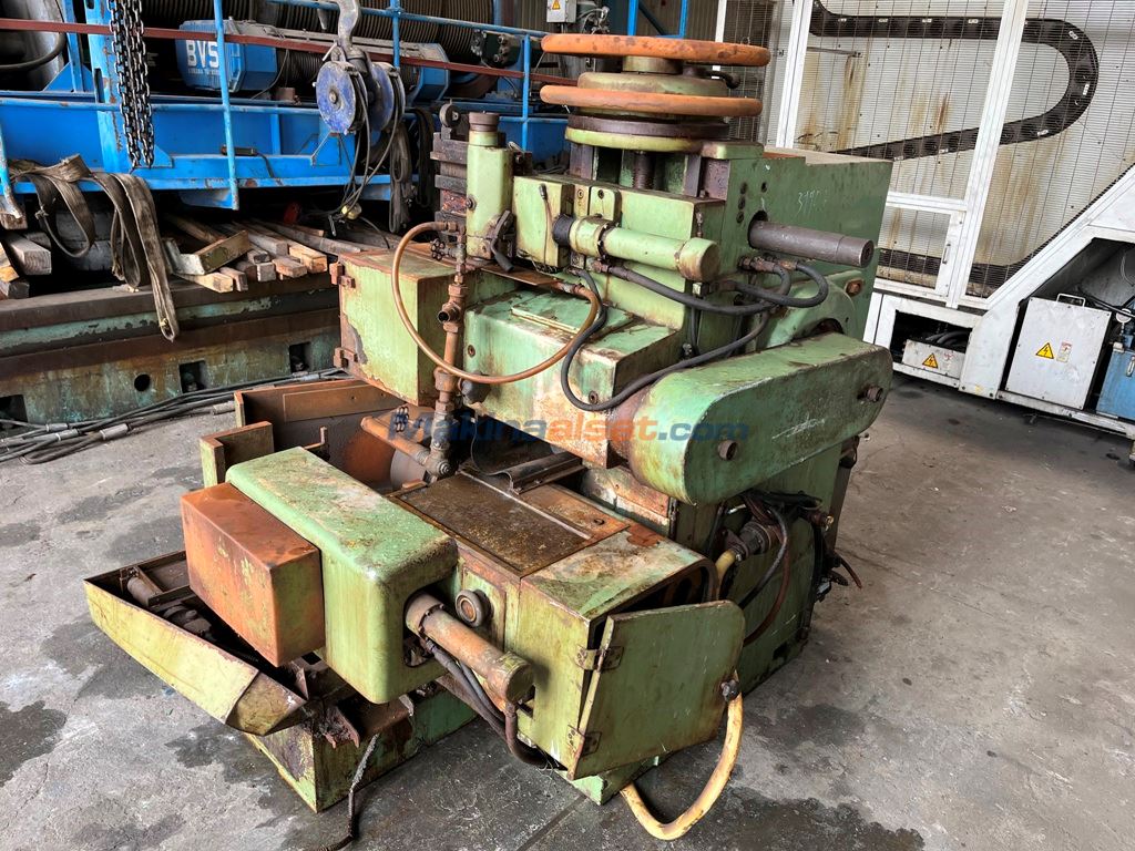 Satılık ikinci el NOMOCO PUNTASIZ TAŞLAMA Taşlama Puntasız makinesi