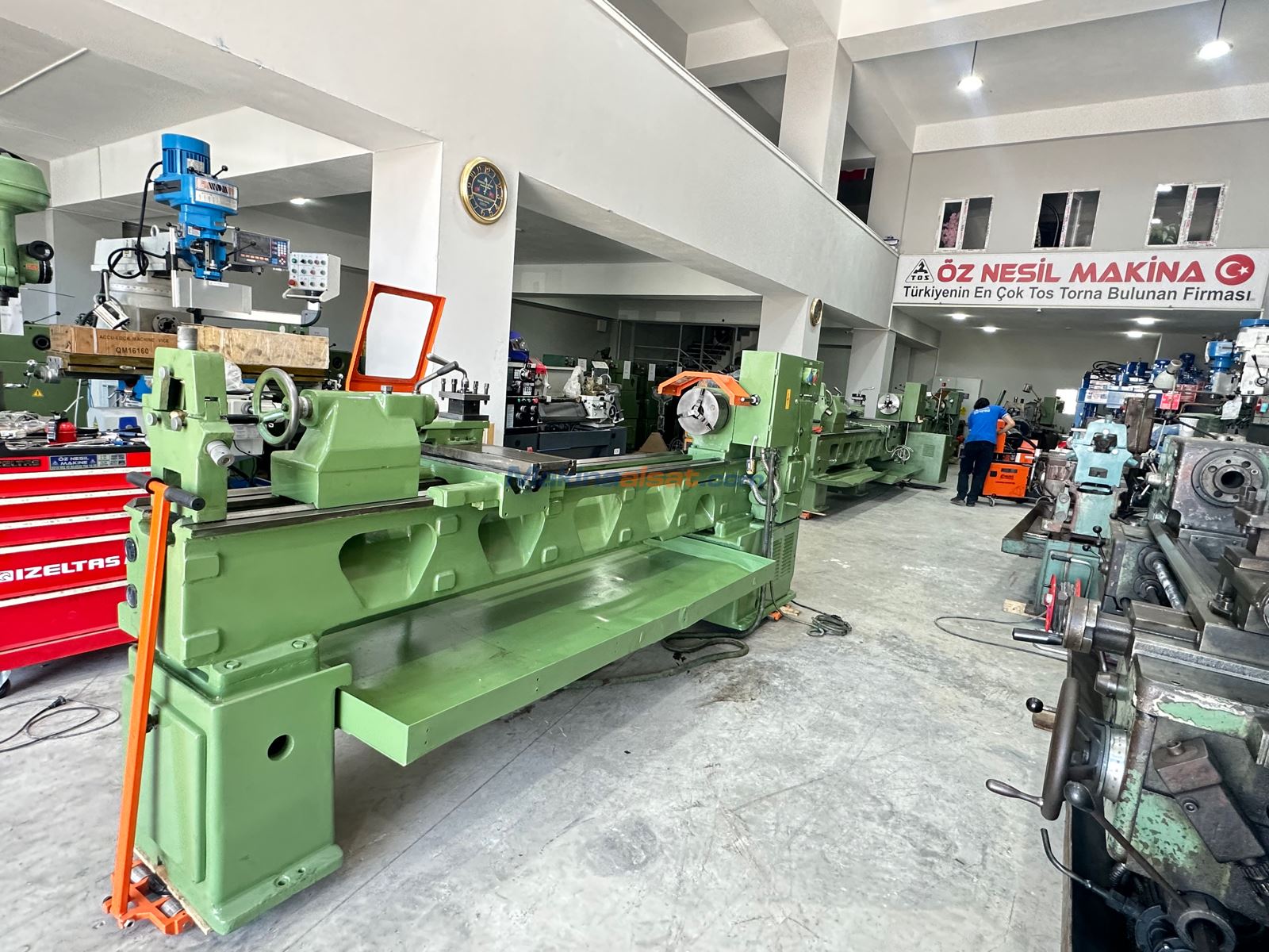 SN 50 Tezsan 2 Metre Universal Torna Used Centre Lathe machine for sale