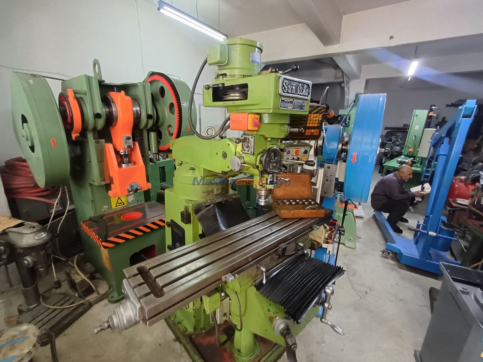 SUNLİKE 2 NUMARA KALIPÇI FREZE Used Universal Milling Machines machine ...