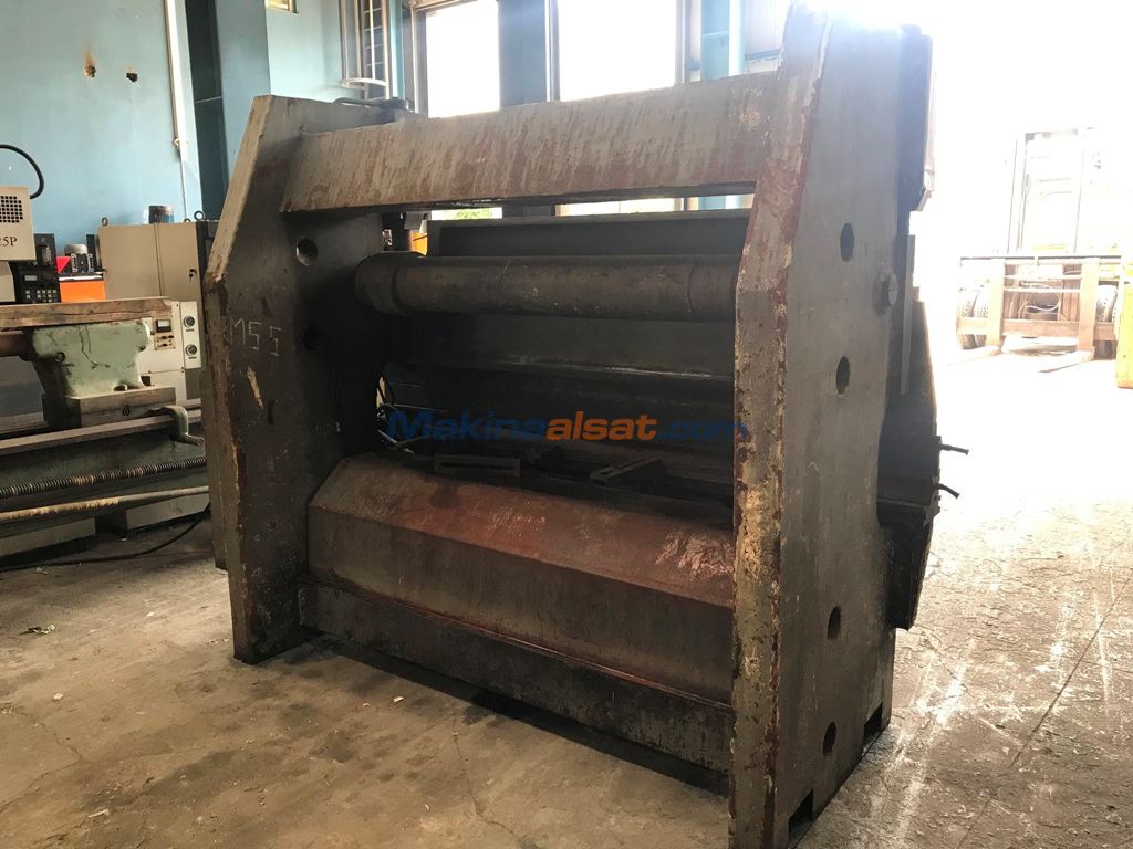 Satılık ikinci el MACAR 2500 x 4mm ABKANT Abkant Pres makinesi