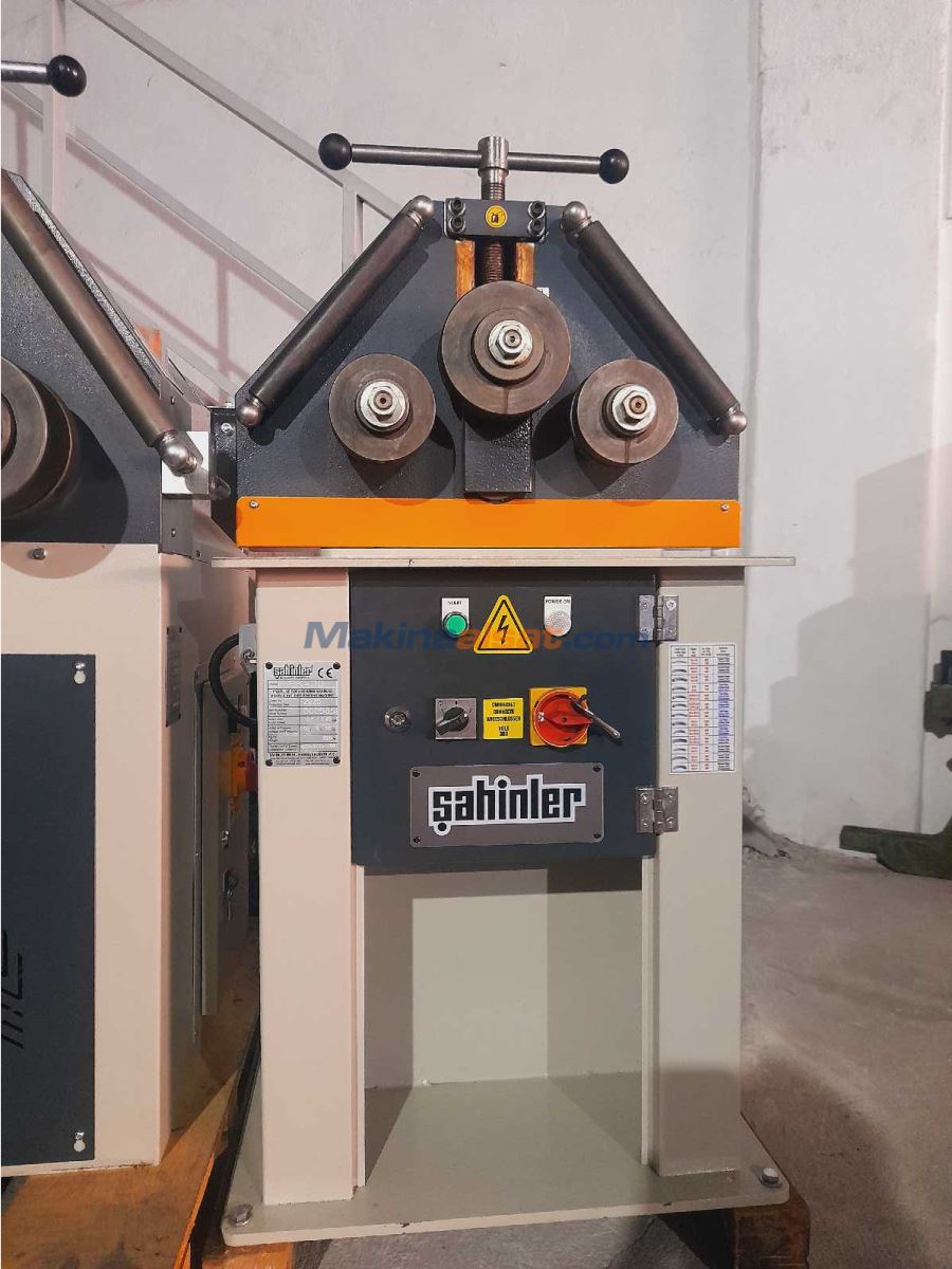 Satılık ikinci el ŞAHİNLER PK-30 MOTORLU PROFİL VE BORU BÜKME Profil Bükme makinesi