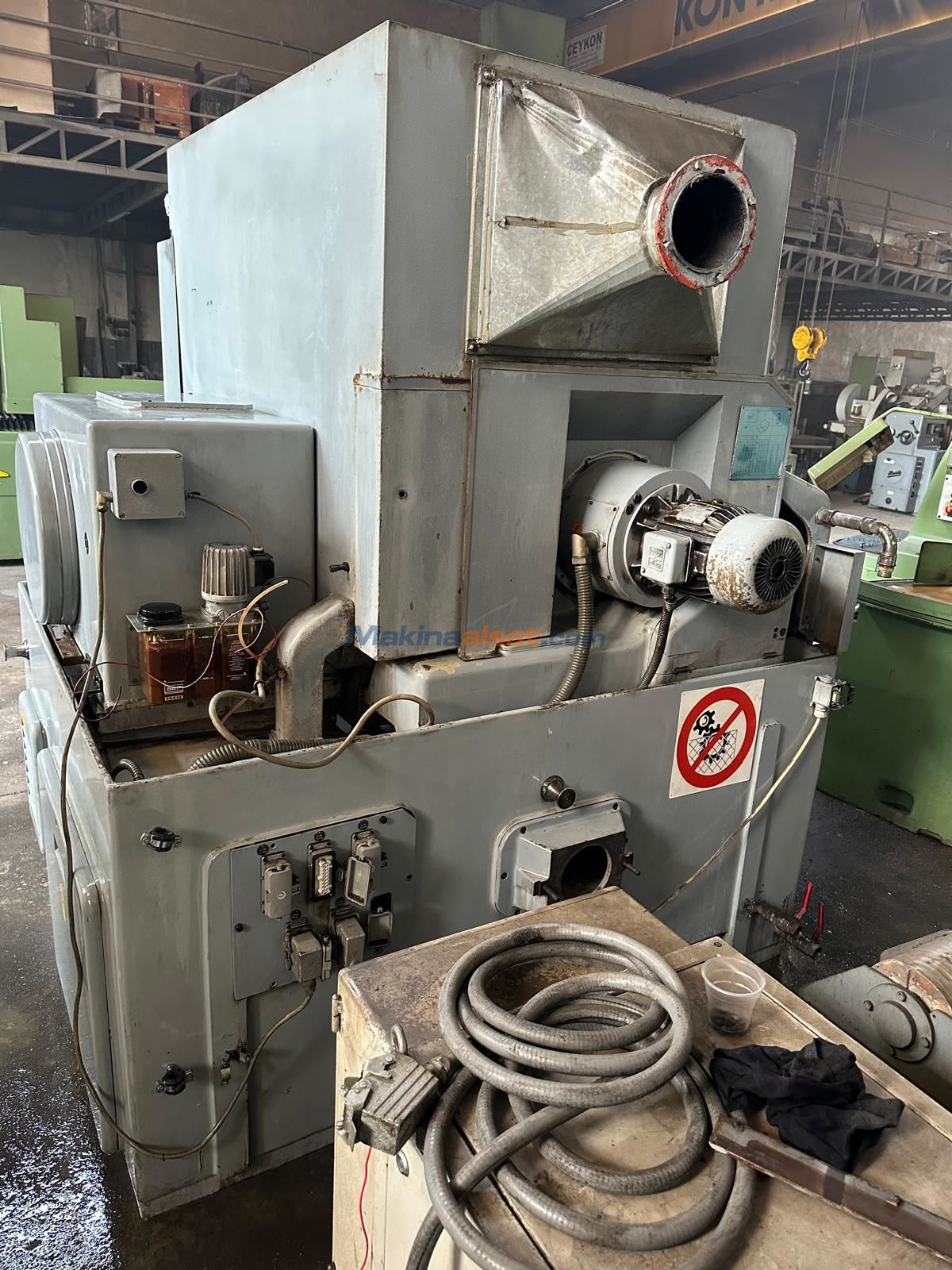 Satılık ikinci el Reishauer RZ300-E Dişli Taşlama Dişli / Profil ...