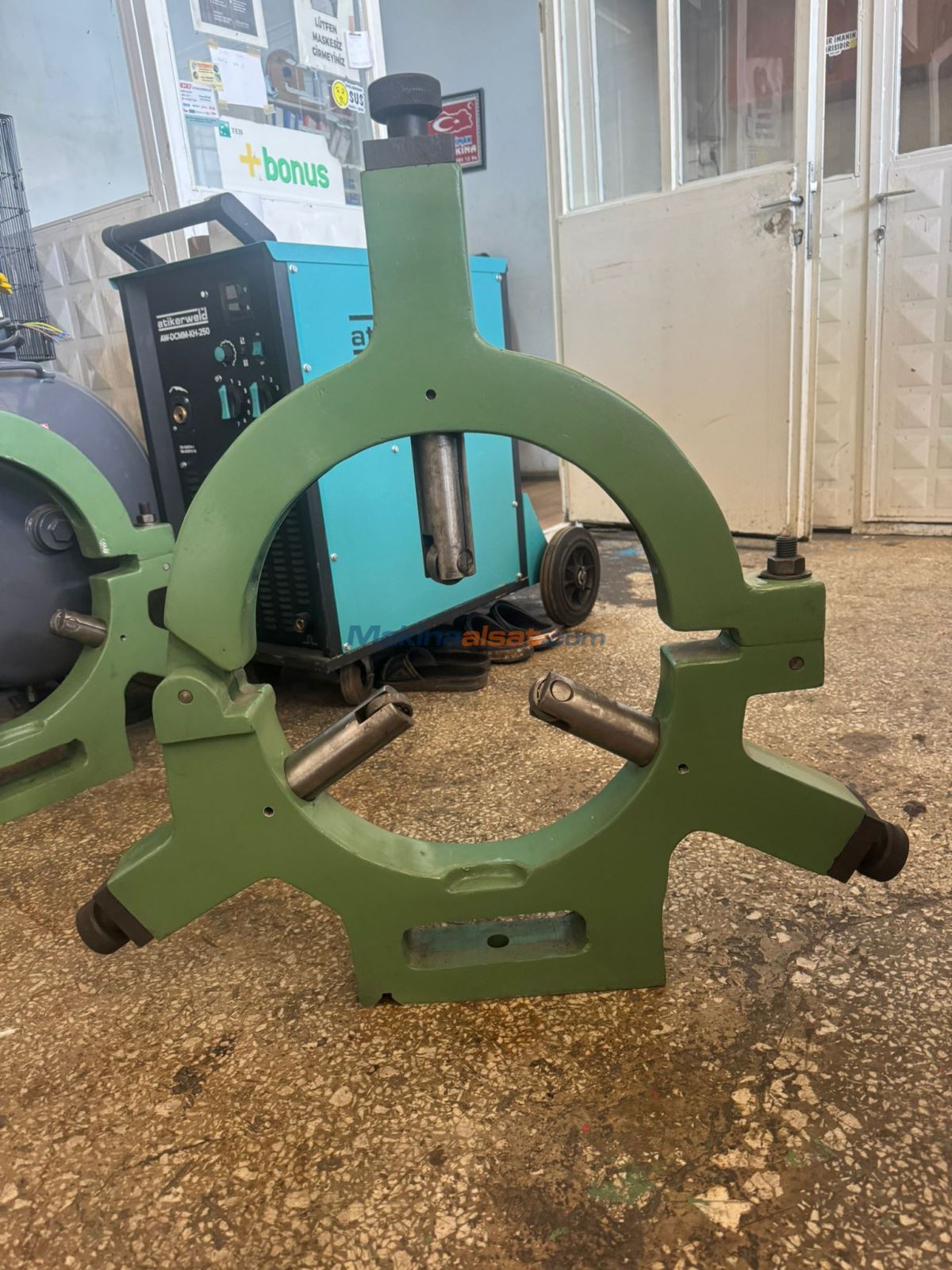 Satılık ikinci el SN-71 DÖKÜM GÖVDE BİLYALI TOS TORNA YATAĞI Torna ...