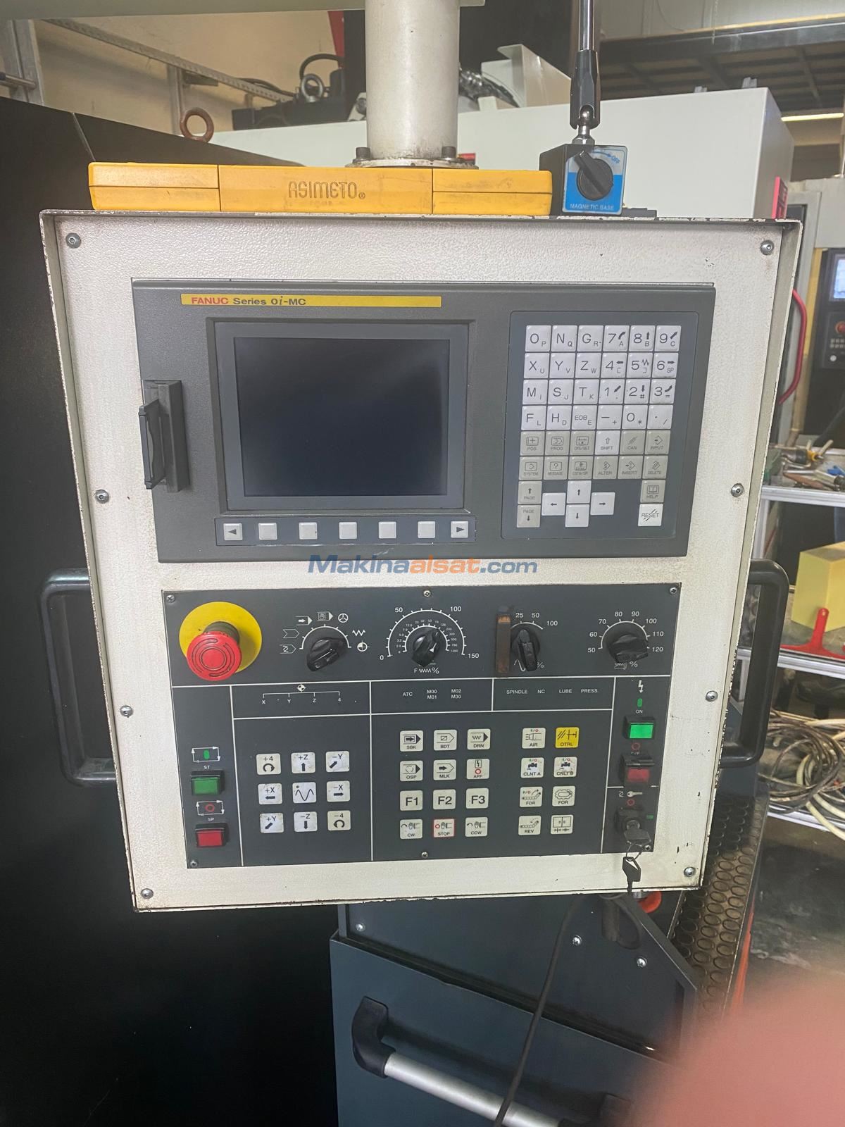 1100 lük CNC DİK İŞLEM Used Cnc Vertical Machining Center machine for sale