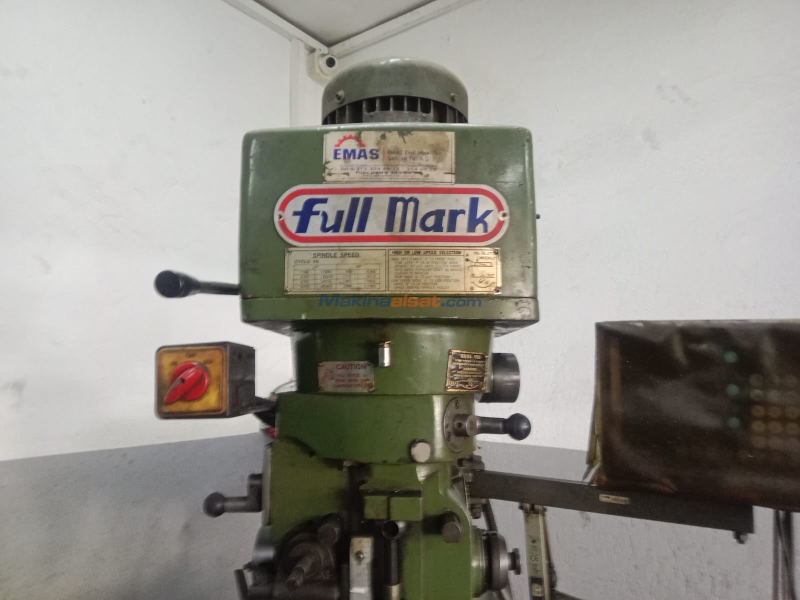 TAYVAN MALI FULLMARK KALIPÇI FREZE Used Universal Milling Machines ...