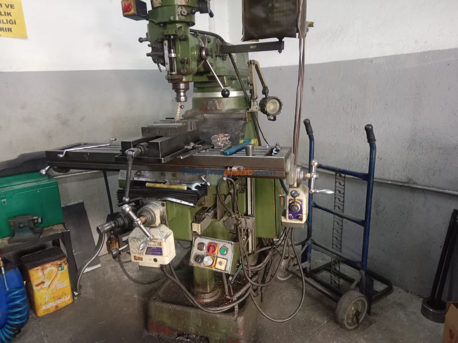 TAYVAN MALI FULLMARK KALIPÇI FREZE Used Universal Milling Machines ...