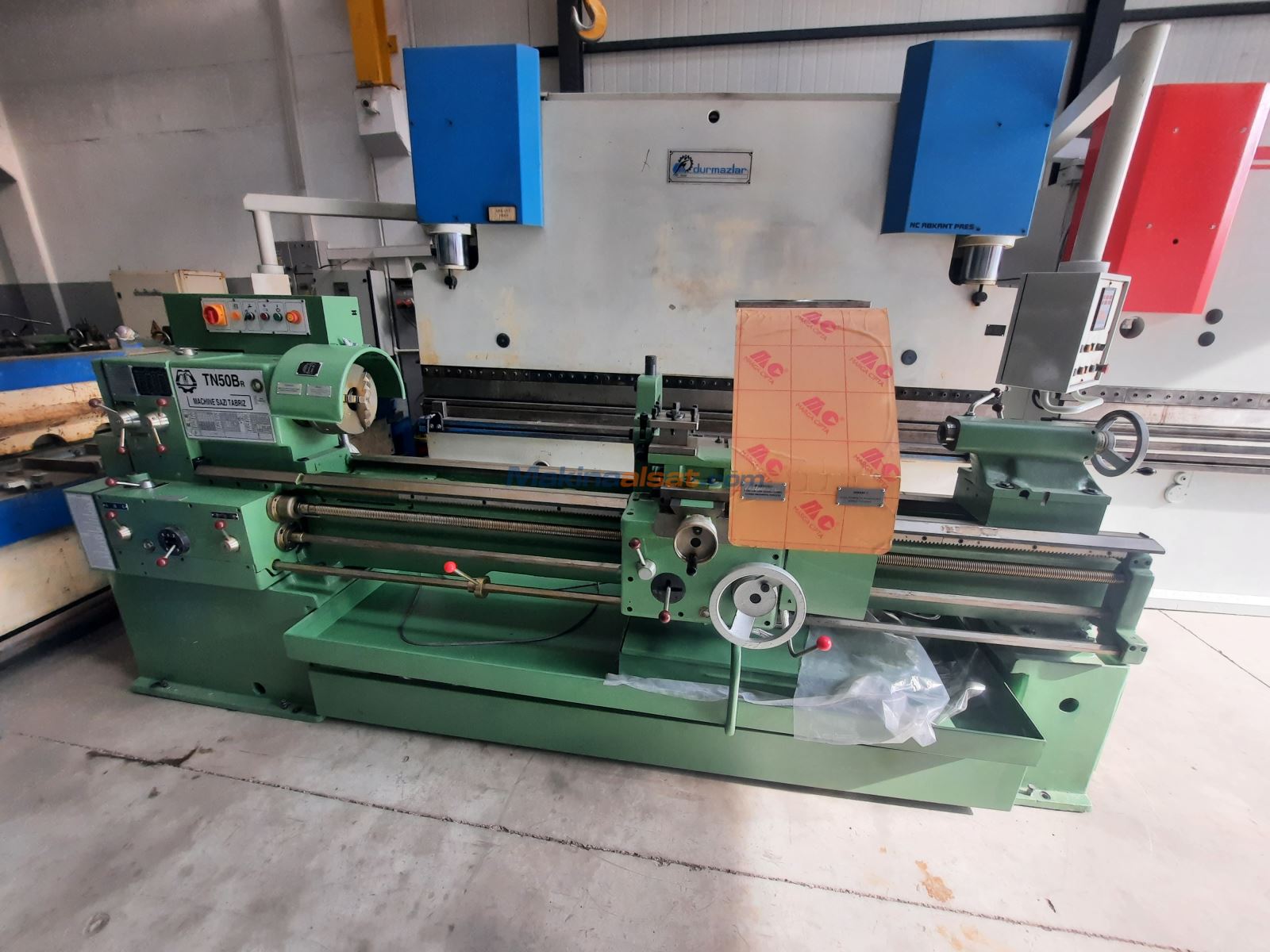 TN 50 ÜNİVERSAL TORNA Used Centre Lathe machine for sale