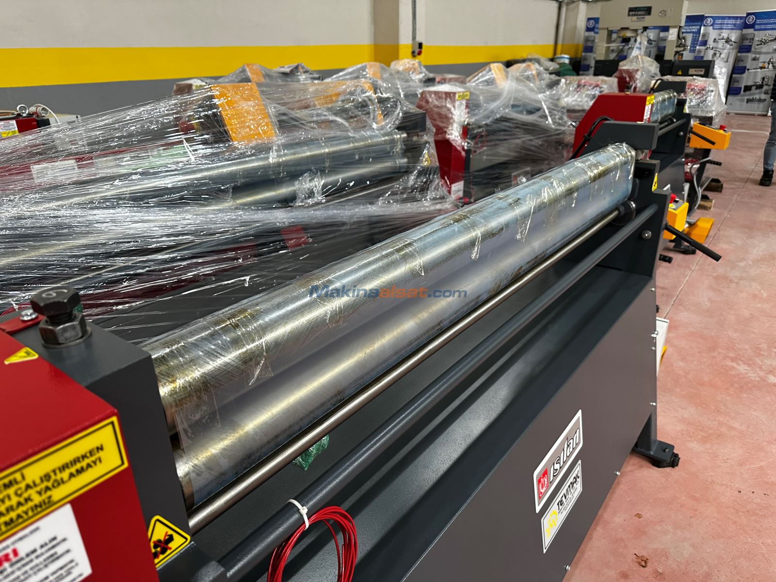 ISITAN RM 1550X90 MOTORLU SİLİNDİR Used Mechanical-Manual Plate Bending ...