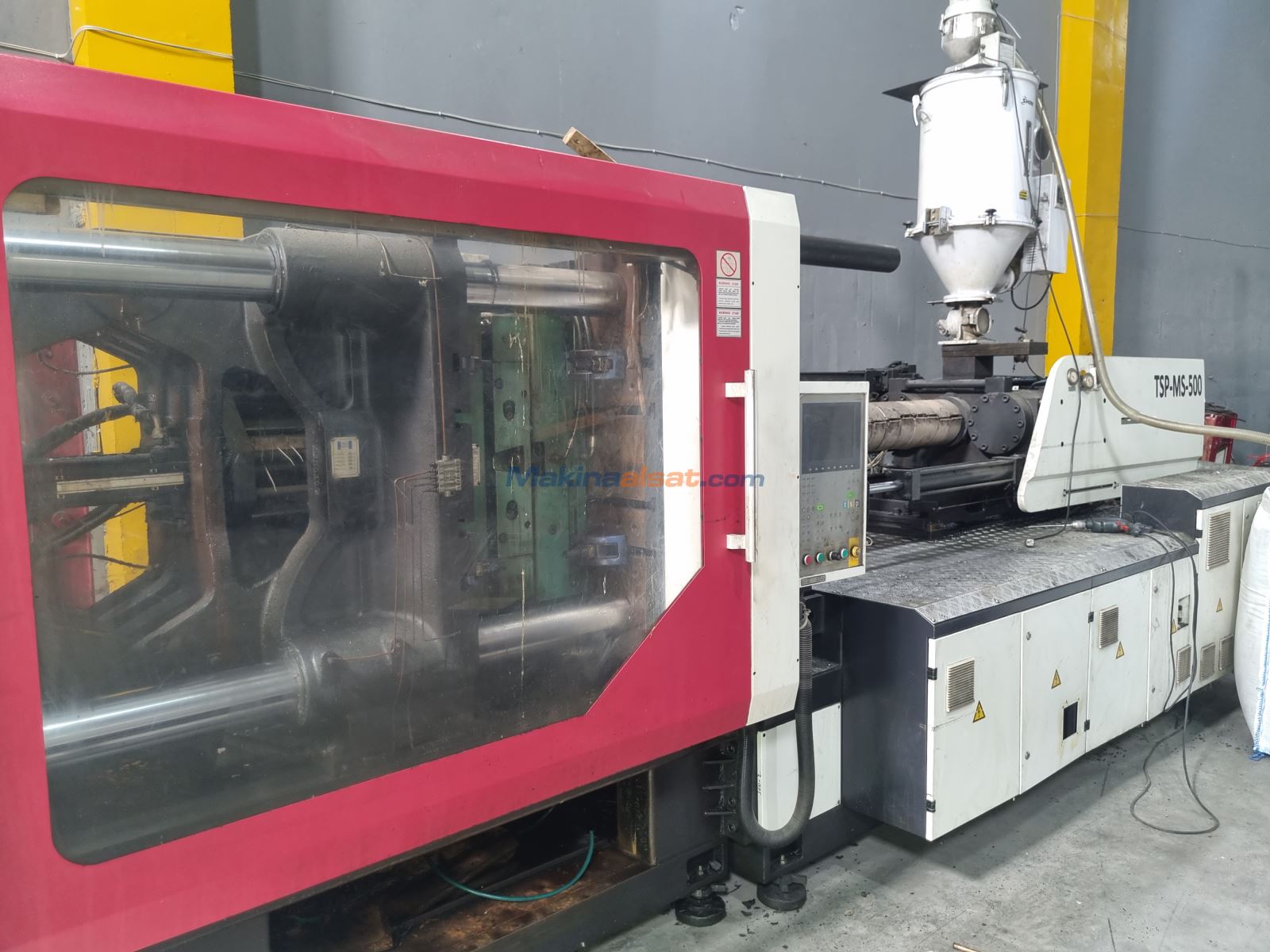 Satılık ikinci el Tsp MS 500 Çift Servo Plastik Enjeksiyon Plastik ...