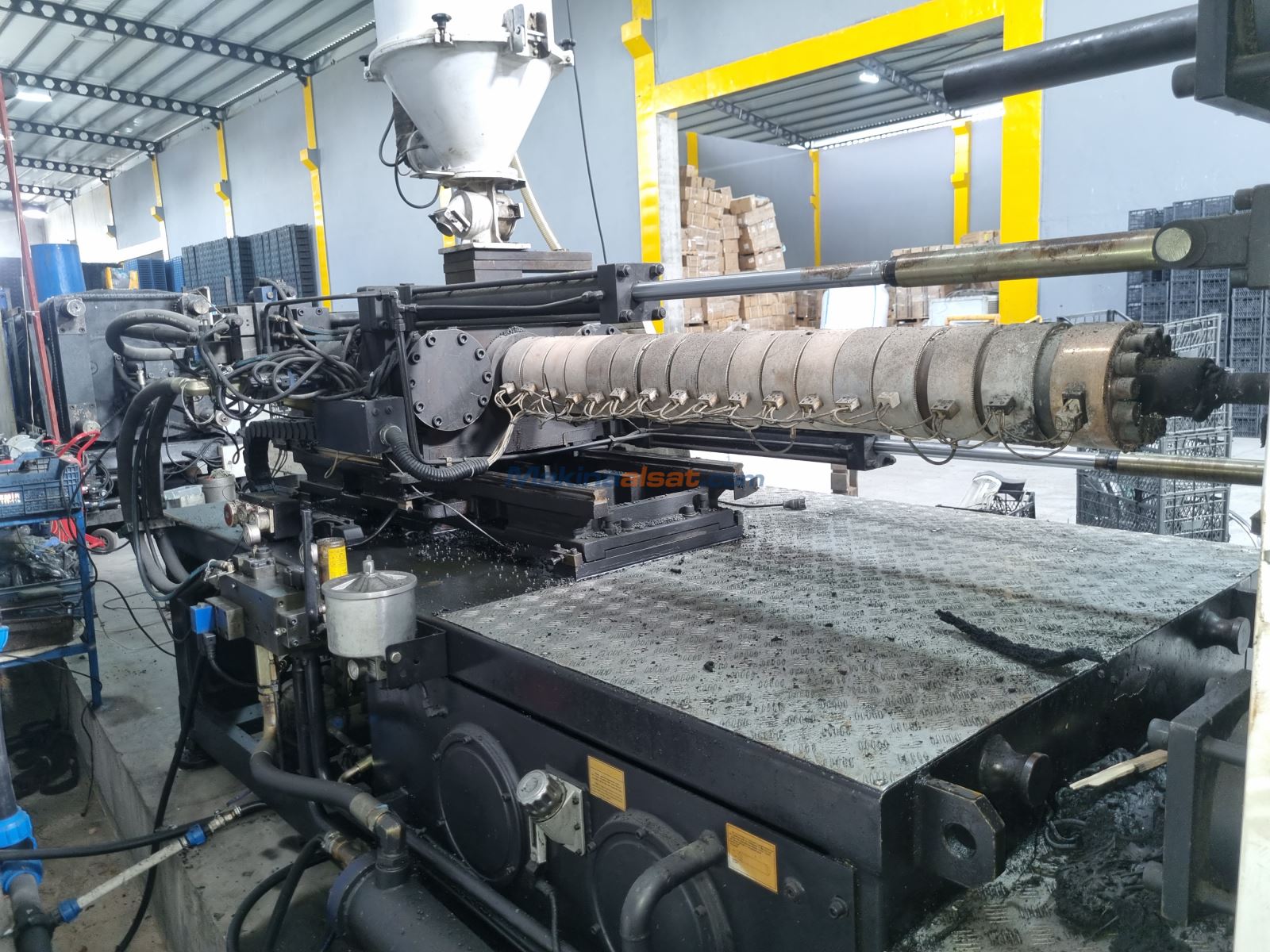 Satılık ikinci el Tsp MS 500 Çift Servo Plastik Enjeksiyon Plastik ...