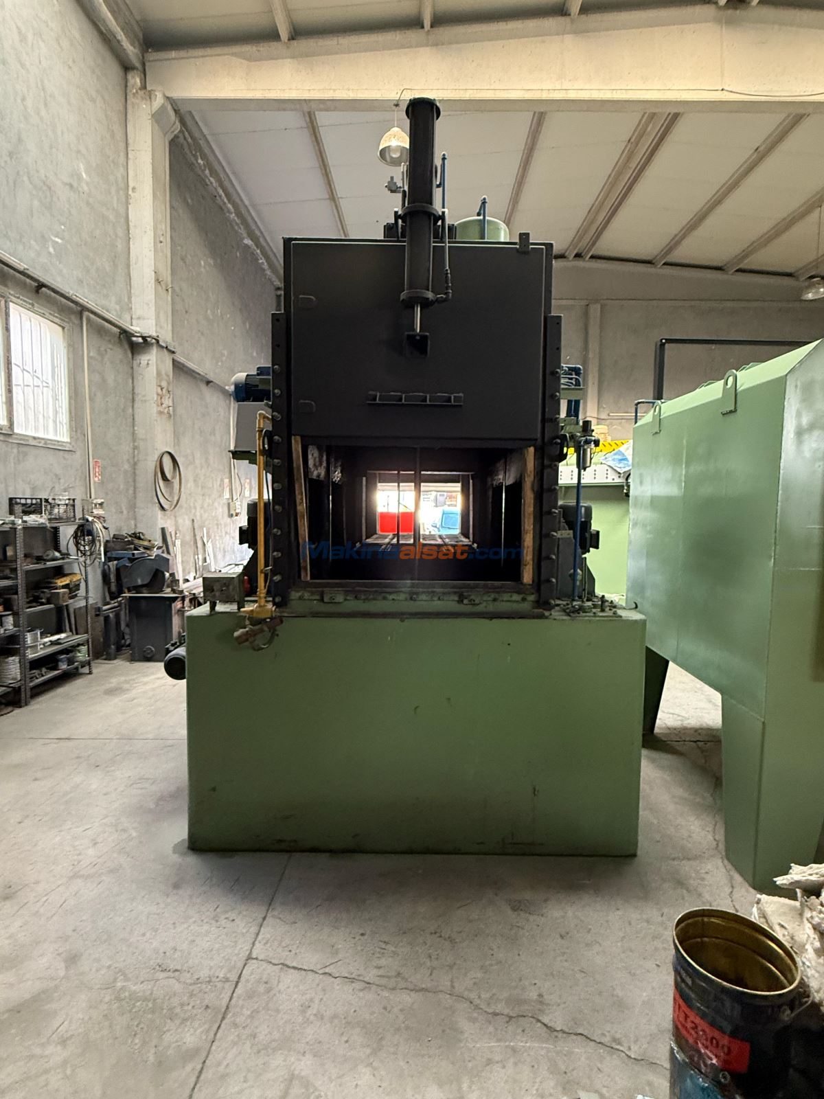 Satılık ikinci el Atmosfer Kontrollü Isıl İşlem Hattı Isıl İşlem Mak ...