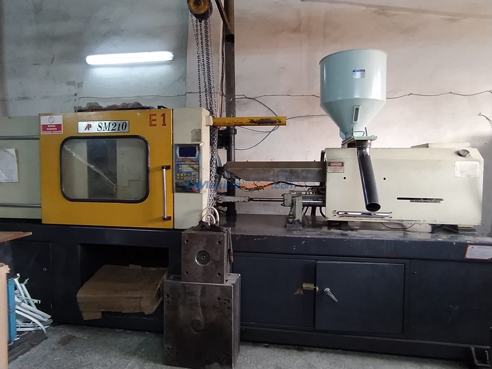 Satılık ikinci el SM210 TON PLASTİK ENJEKSİYON Plastik Enjeksiyon ...