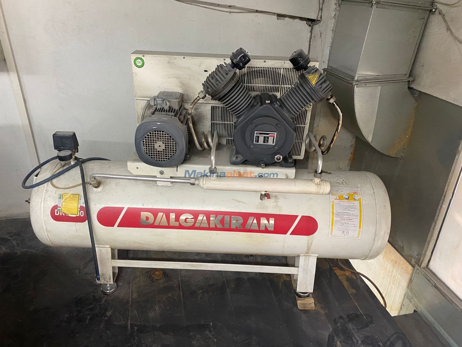 Satılık ikinci el DALGAKIRAN 300 Litre PİSTONLU KOMPRESÖR Pistonlu ...
