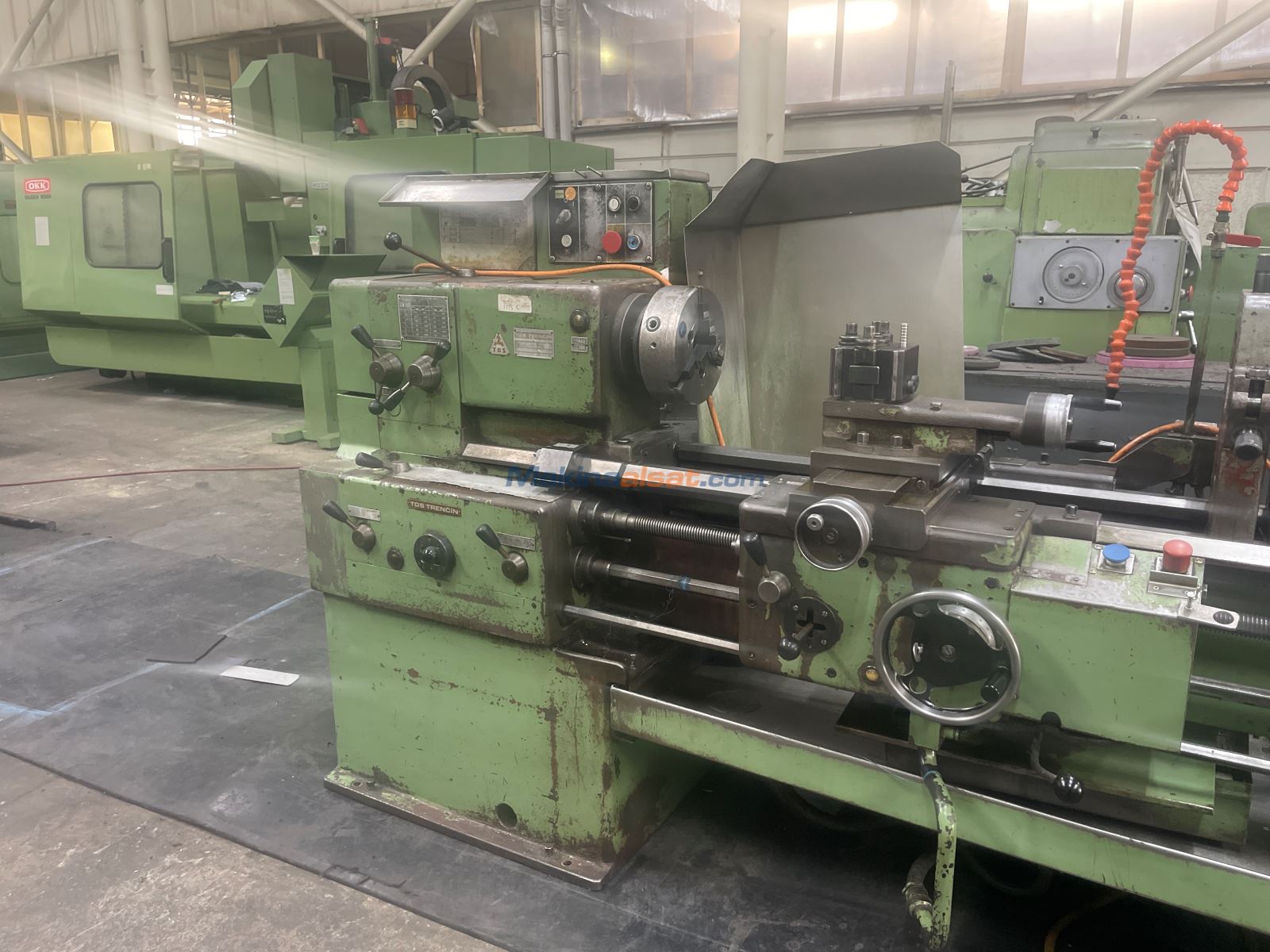 Satılık ikinci el Tos 1 Metre Torna Universal Torna makinesi