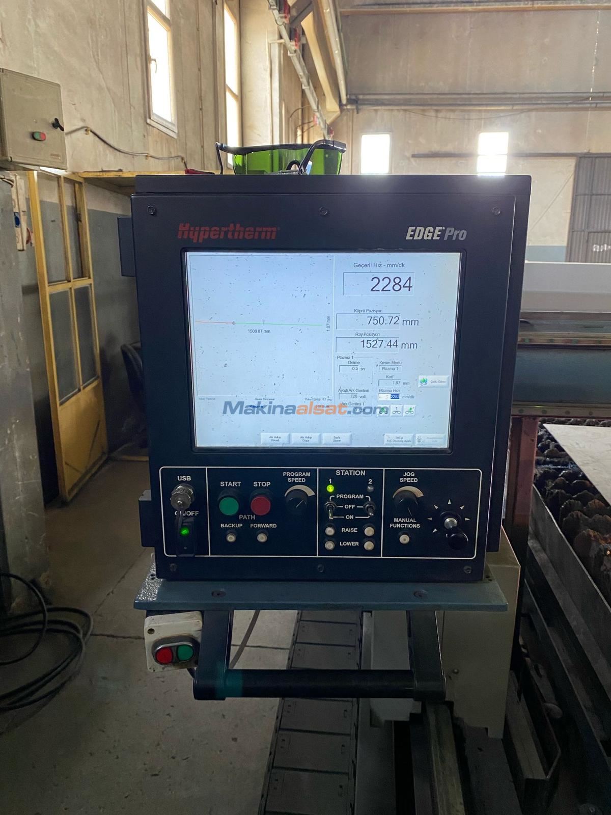 Satılık ikinci el HYPERTHERM EDGE PRO 3 x 12 METRE PLAZMA Plazma Oksijen Kesim makinesi