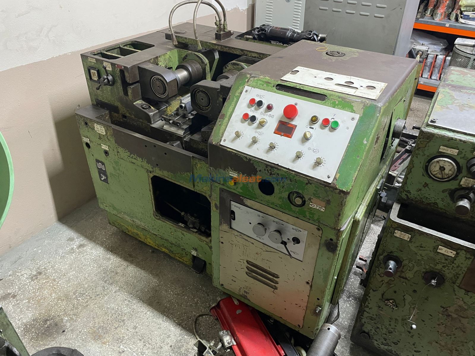 Satılık ikinci el UPW - 25 TON DİŞ AÇMA Ovalama makinesi