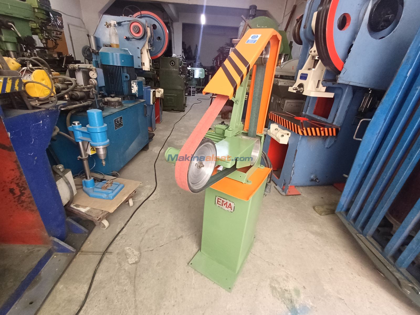 EMA KAFKAS 2000 / 50 ÜÇGEN ŞERİT BANT ZIMPARA Used Various Machinery ...