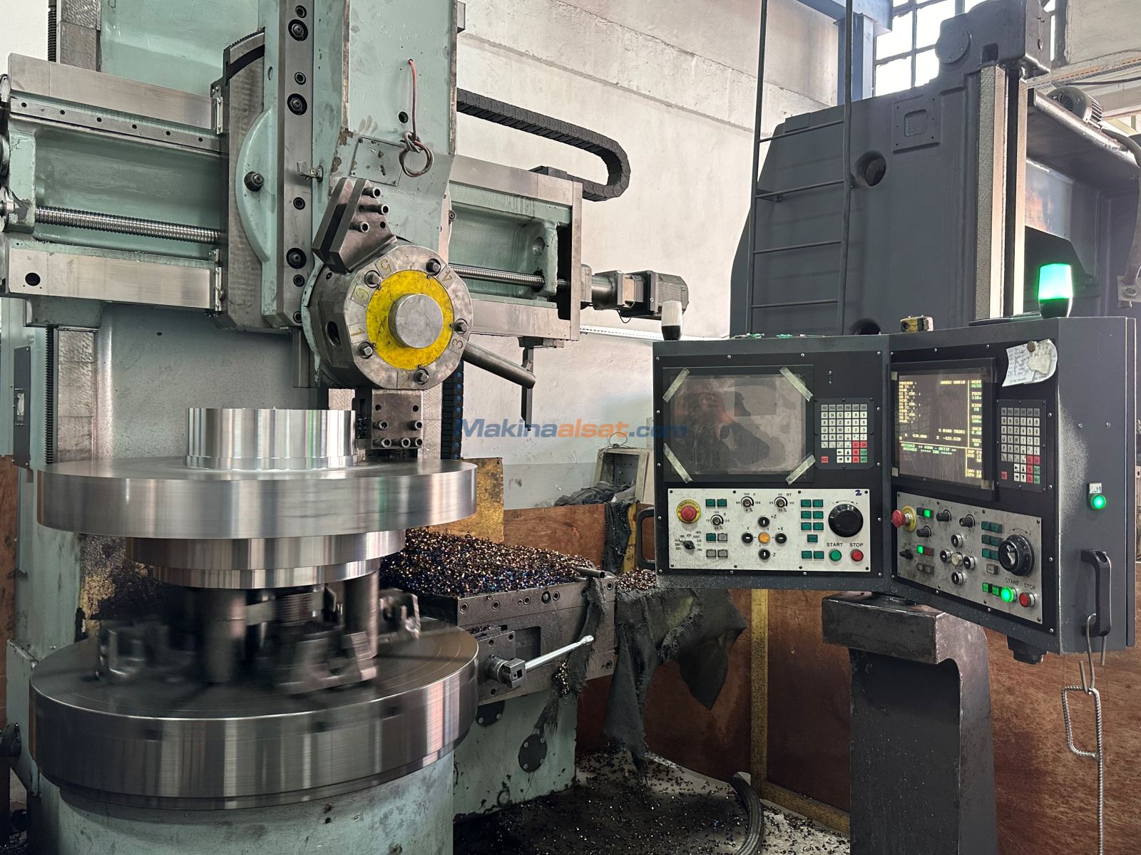 Satılık ikinci el Ø1150 CNC DİK TORNA Dik Torna makinesi