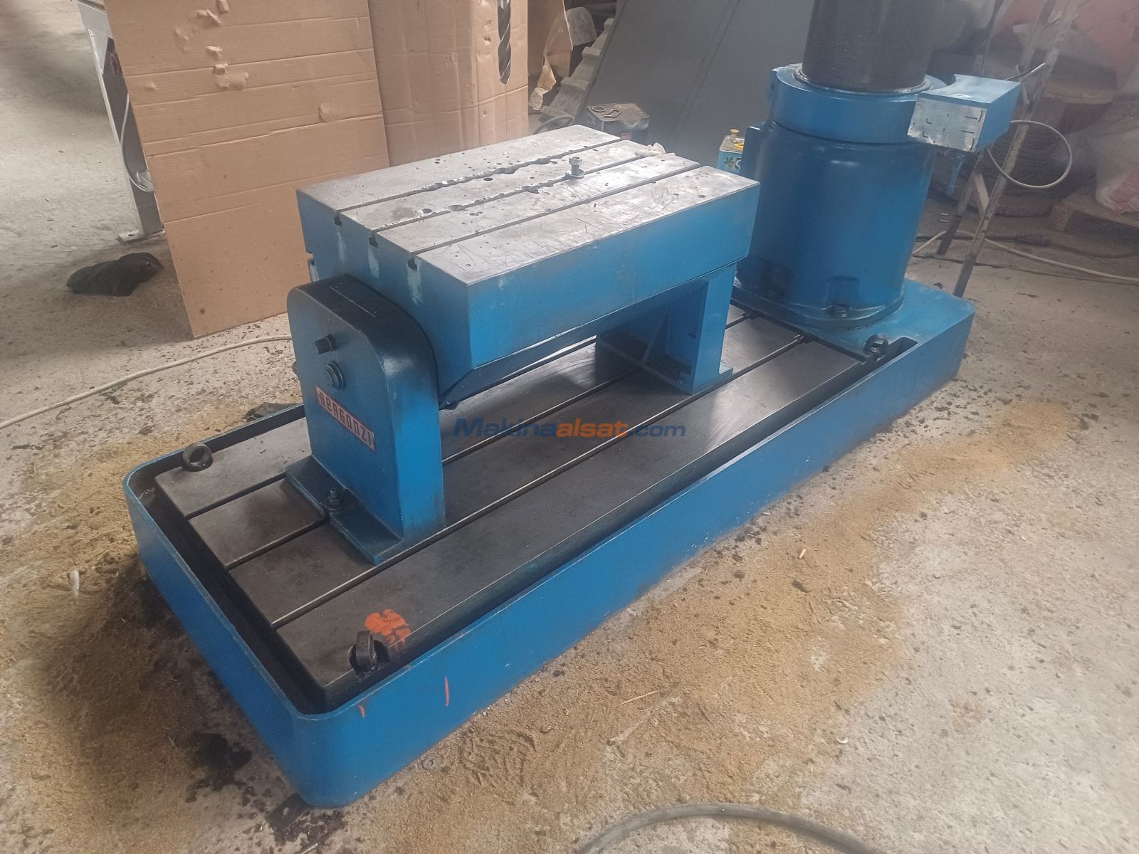 Satılık ikinci el İTALYAN MALI Bergonzı Tm 50 1600 Radyal Matkap Radyal ...