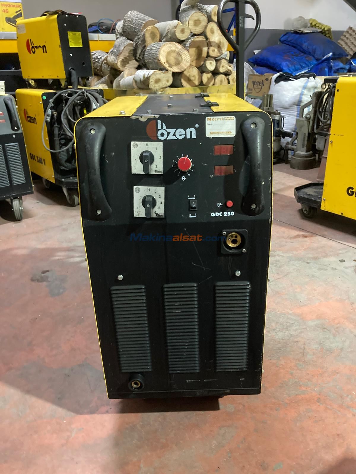 ÖZEN GDC 250 AMPER GAZALTI KAYNAK Used MIG / MAG Welders machine for sale